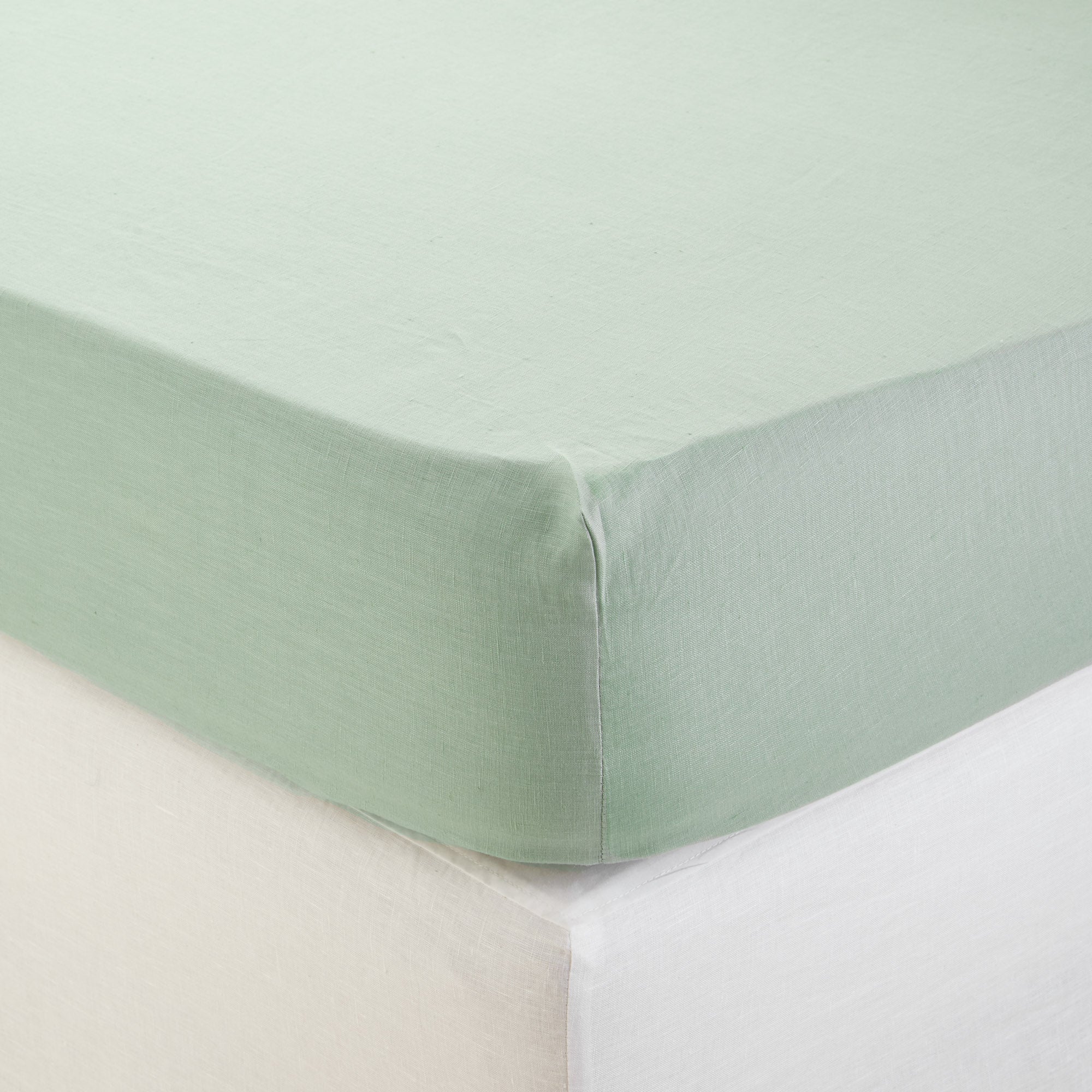 MADURA - Drap Housse Carlina en Lin lavé légèrement froissé Vert ...