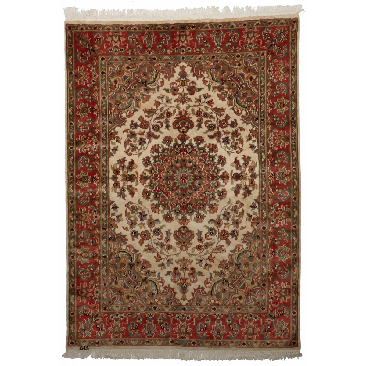 Tapis D Orient 5 Lettres