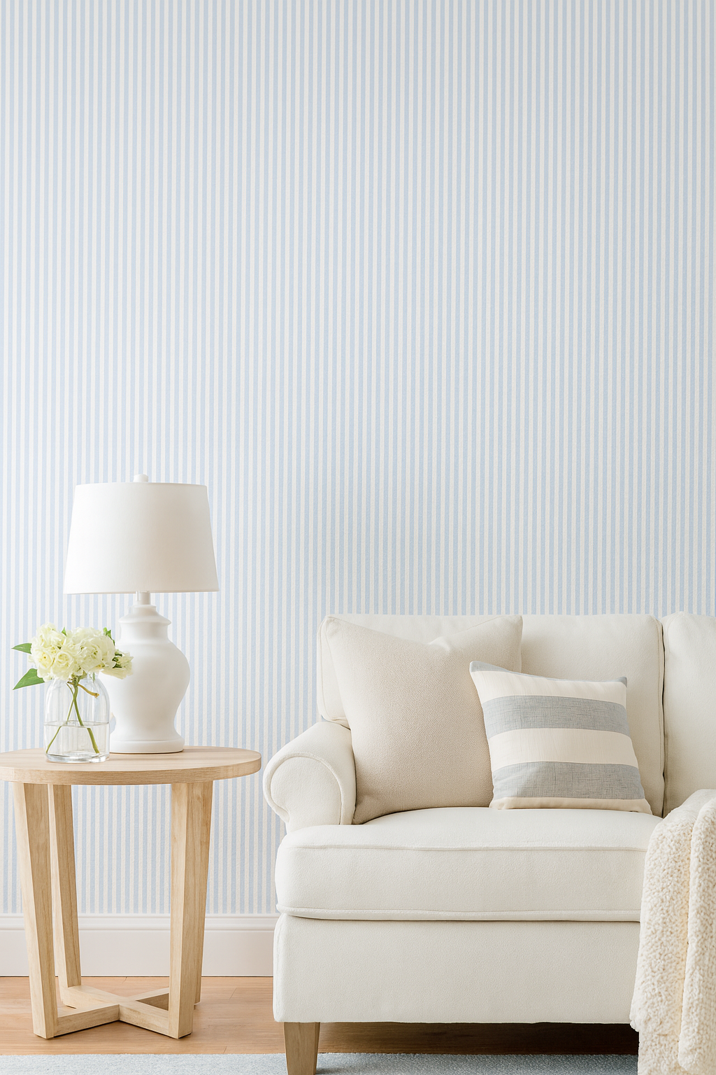 Papel pintado pared raya fina Little Stripe azul y blanca - Rollo de 10 ...
