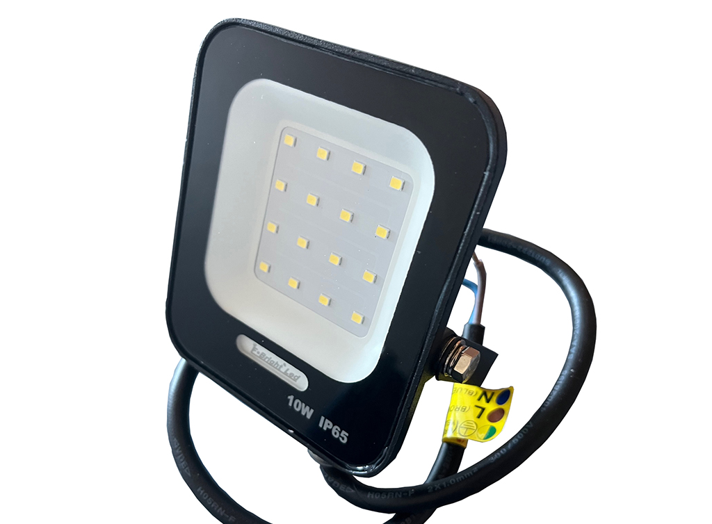 PROYECTOR LED IP65 10W 6500K 110º 12V-24V | Leroy Merlin