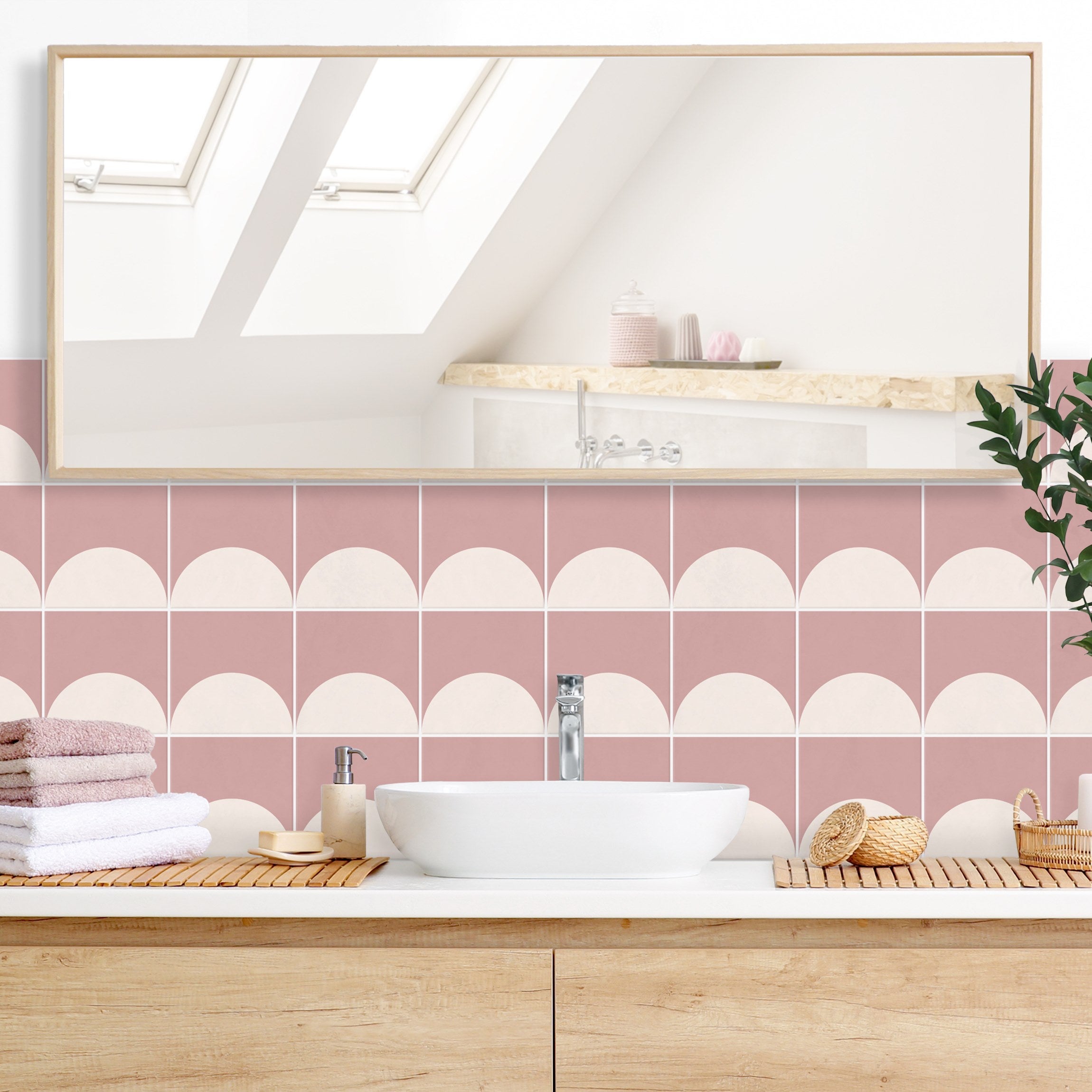 Rivestimento per bagno - Piastrelle con semicerchi rosa 300 x 100 cm ...