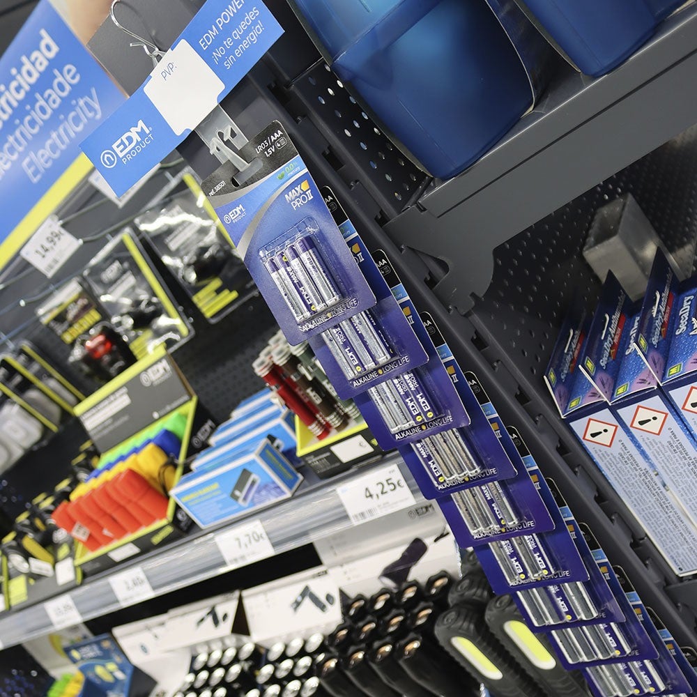 BANDE DE VENTE CROISÉE PILES - INCLUT 24 PCS DE 38500, 24 PCS DE 38501 ...