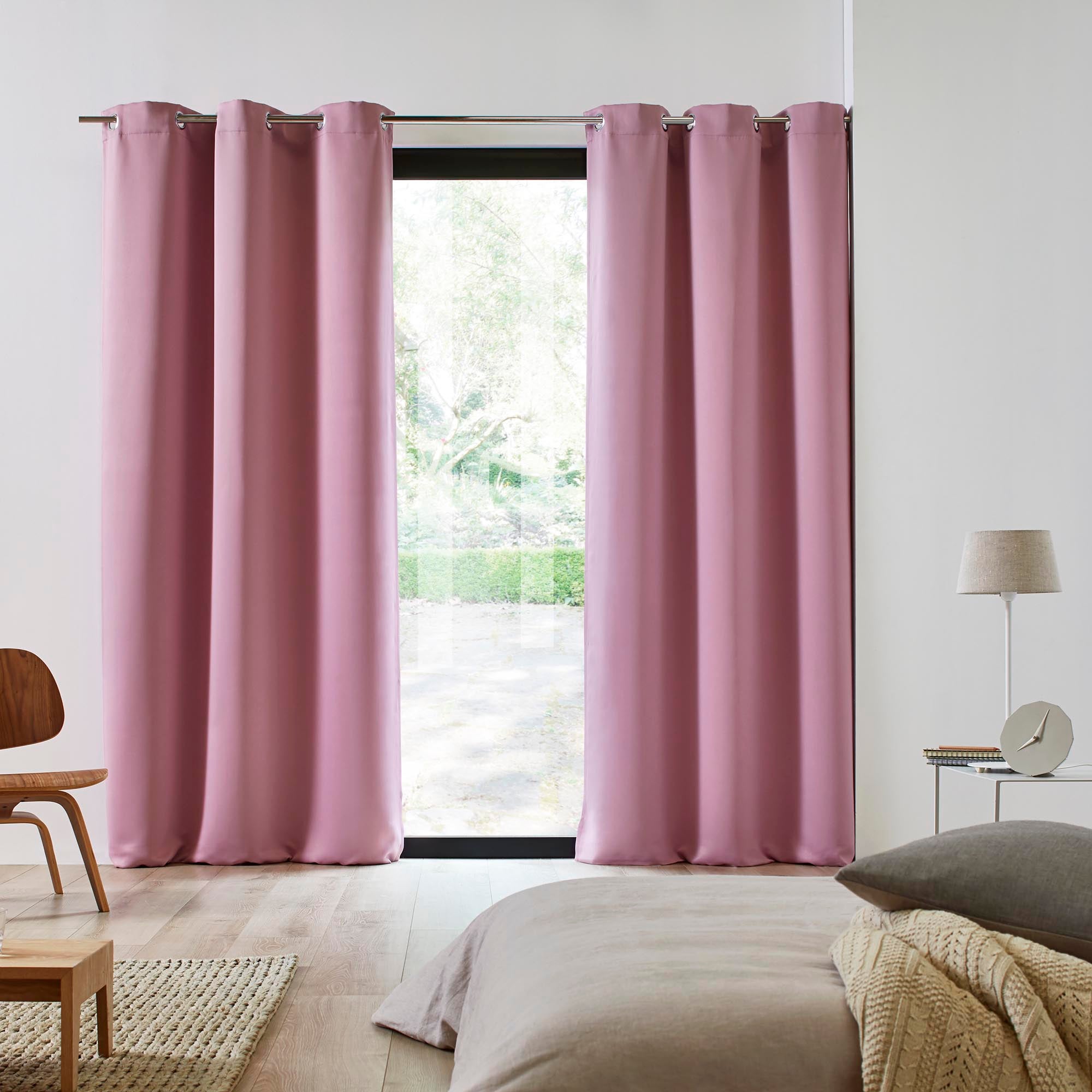 Rideau Occultant à oeillets BLACKOUT 140x245 cm | Leroy Merlin