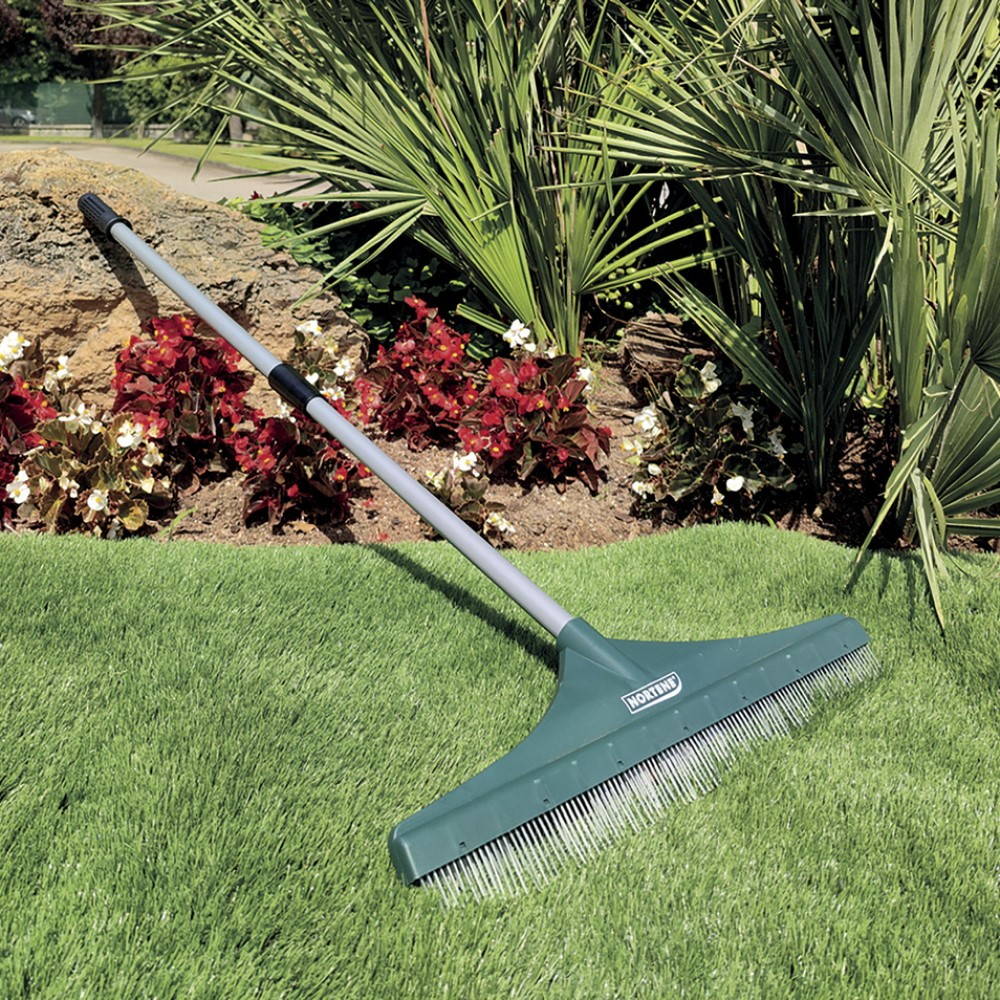 Escoba para césped artificial BRUSHY 158 x 45,8 cm - verde | Leroy Merlin