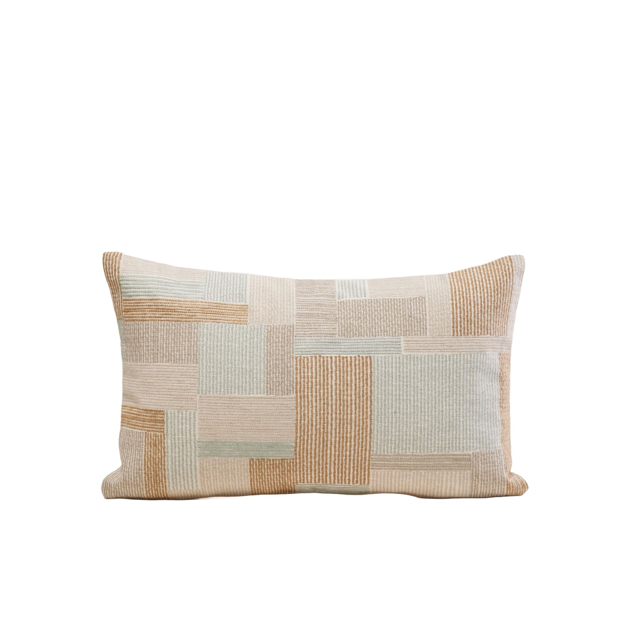 MADURA - Housse de coussin Eliass en Coton rebrodé d’un patchwork ...
