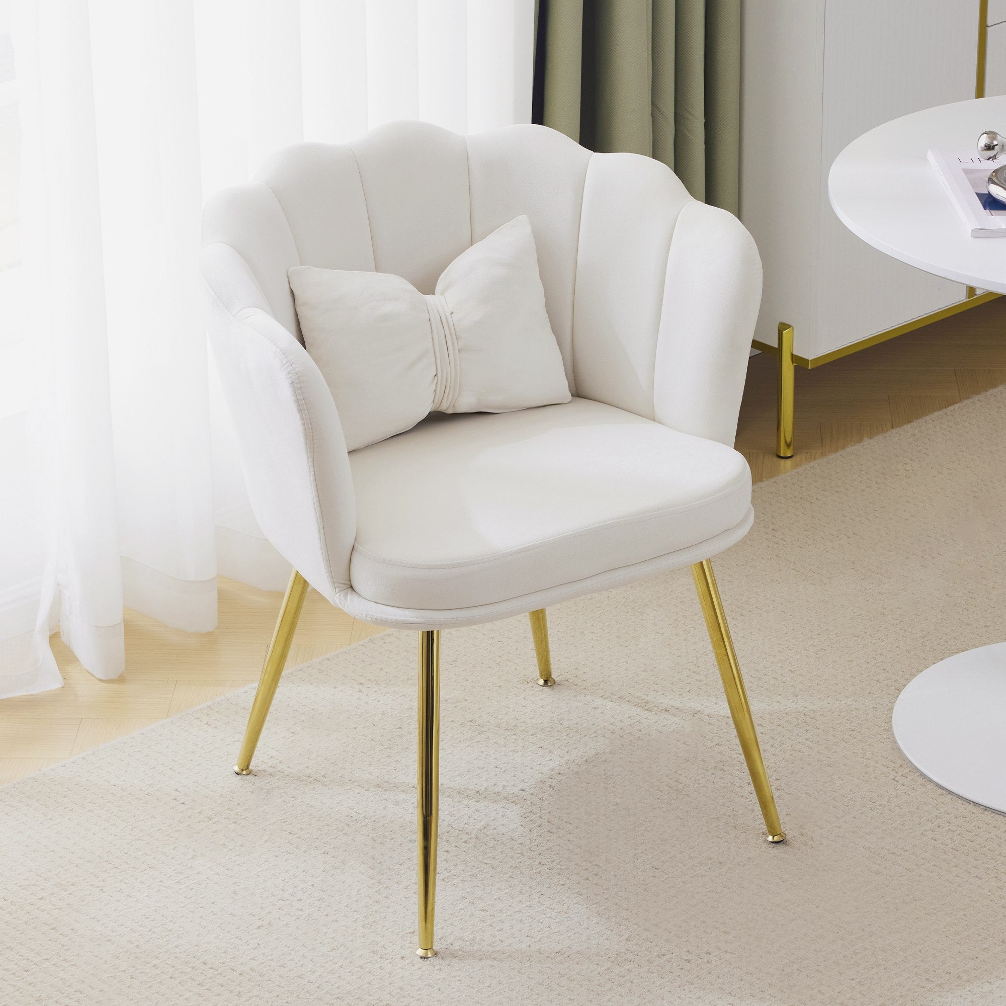 1 Chaise en velours - avec dossier en forme de pétale - pieds en métal ...