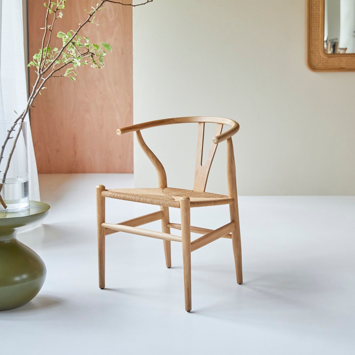 Tikamoon Chaise en bois de teck massif clair et tissage Blaise | Leroy ...