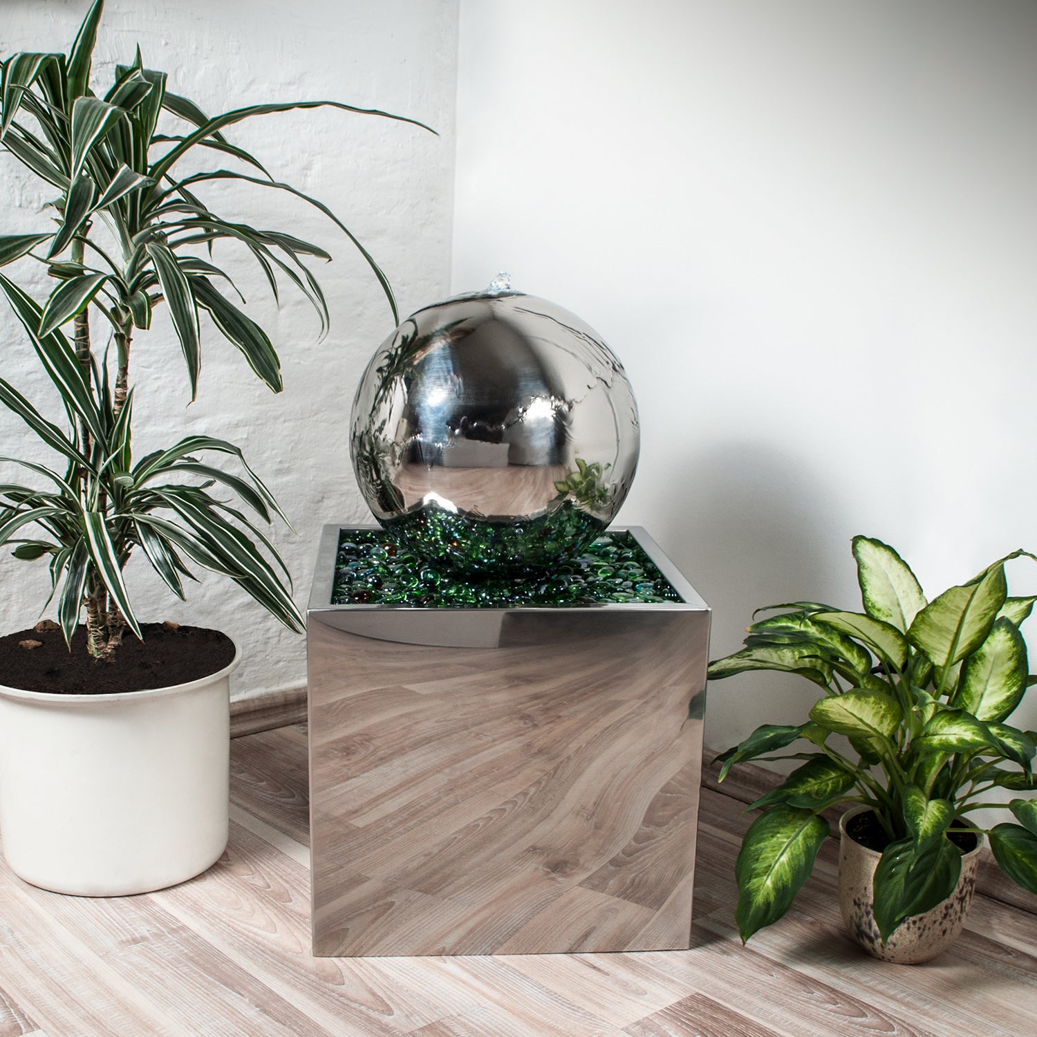 Fuente Köhko® Ø 38 cm con iluminación LED en cubeta cuadrada de acero inoxidable, muy pulida ...