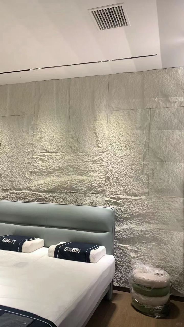 Panel decorativo Snow Rockstone de poliuretano - Efecto roca 3D - 120x60x3 cm | Leroy Merlin