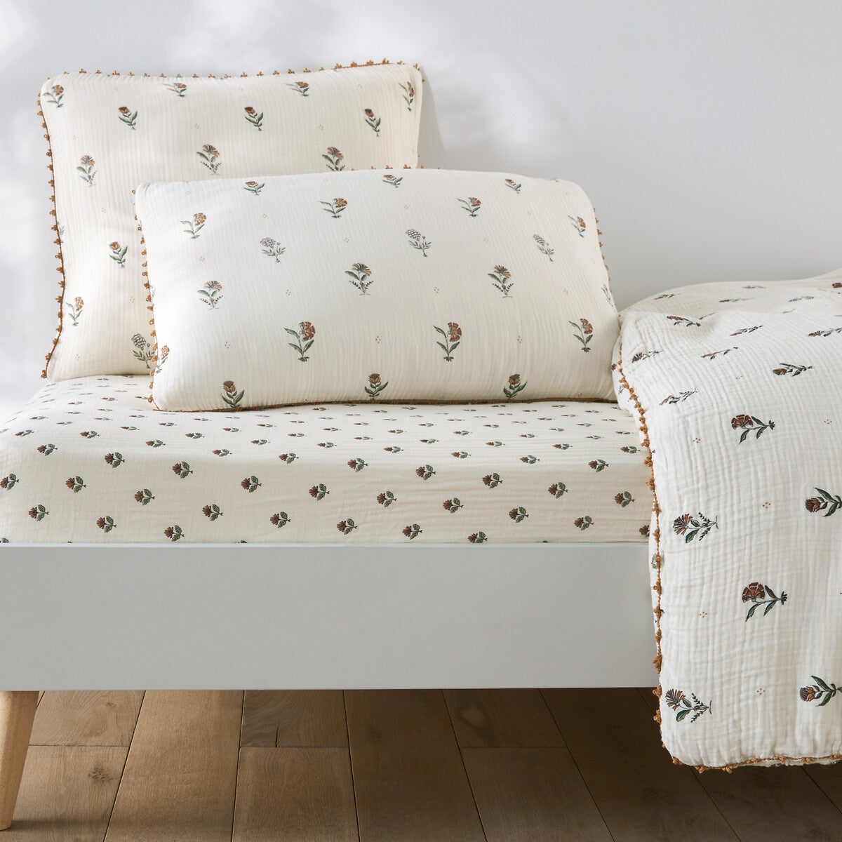 Drap-housse enfant, en gaze de coton, bonnet 30 cm, EMELINE - Imprimé ...