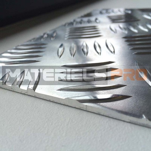 Tôle larmée, grain de riz | Leroy Merlin