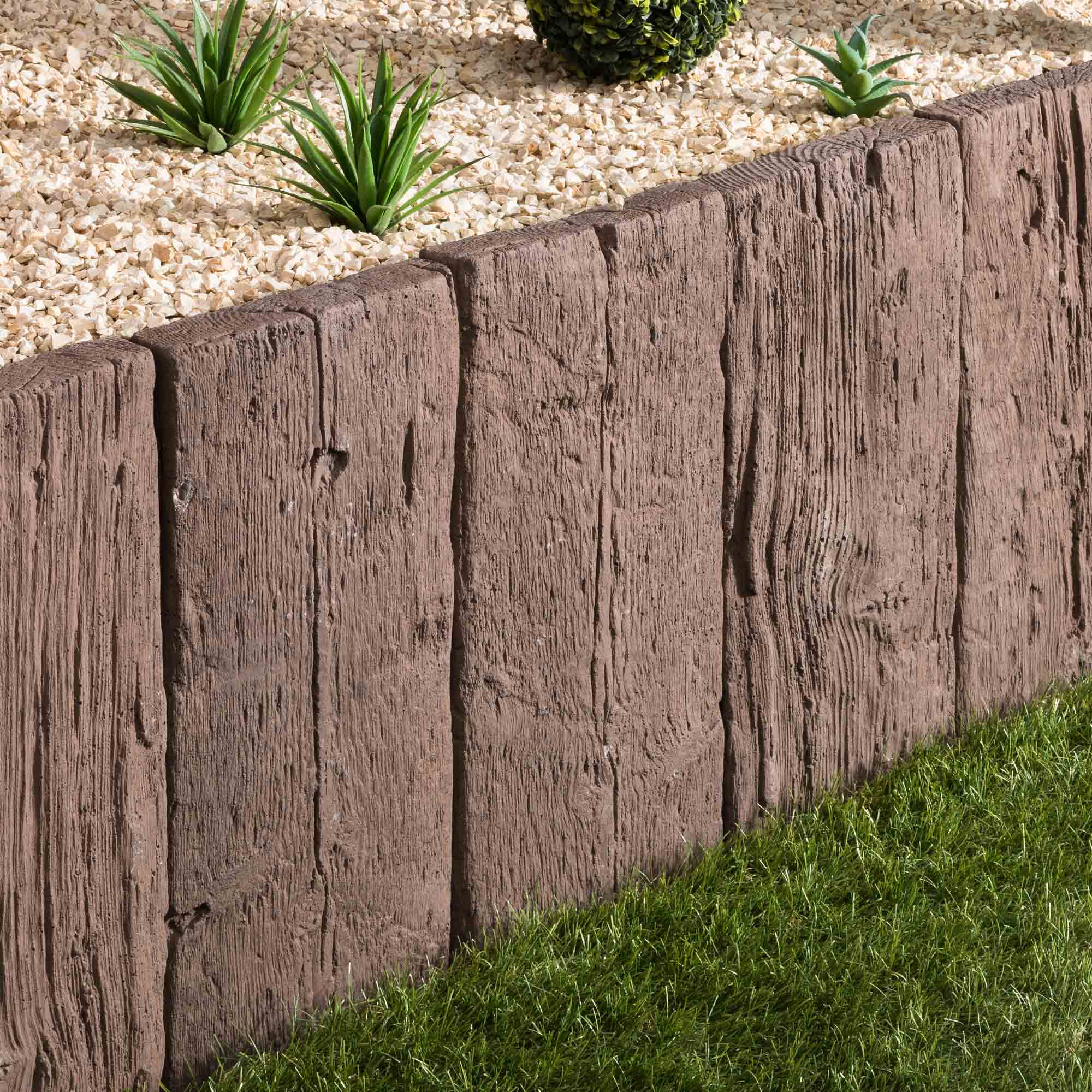 Palis Béton effet bois 67x22x4,5 cm (à l'unité) - RO'MA Nature | Leroy Merlin