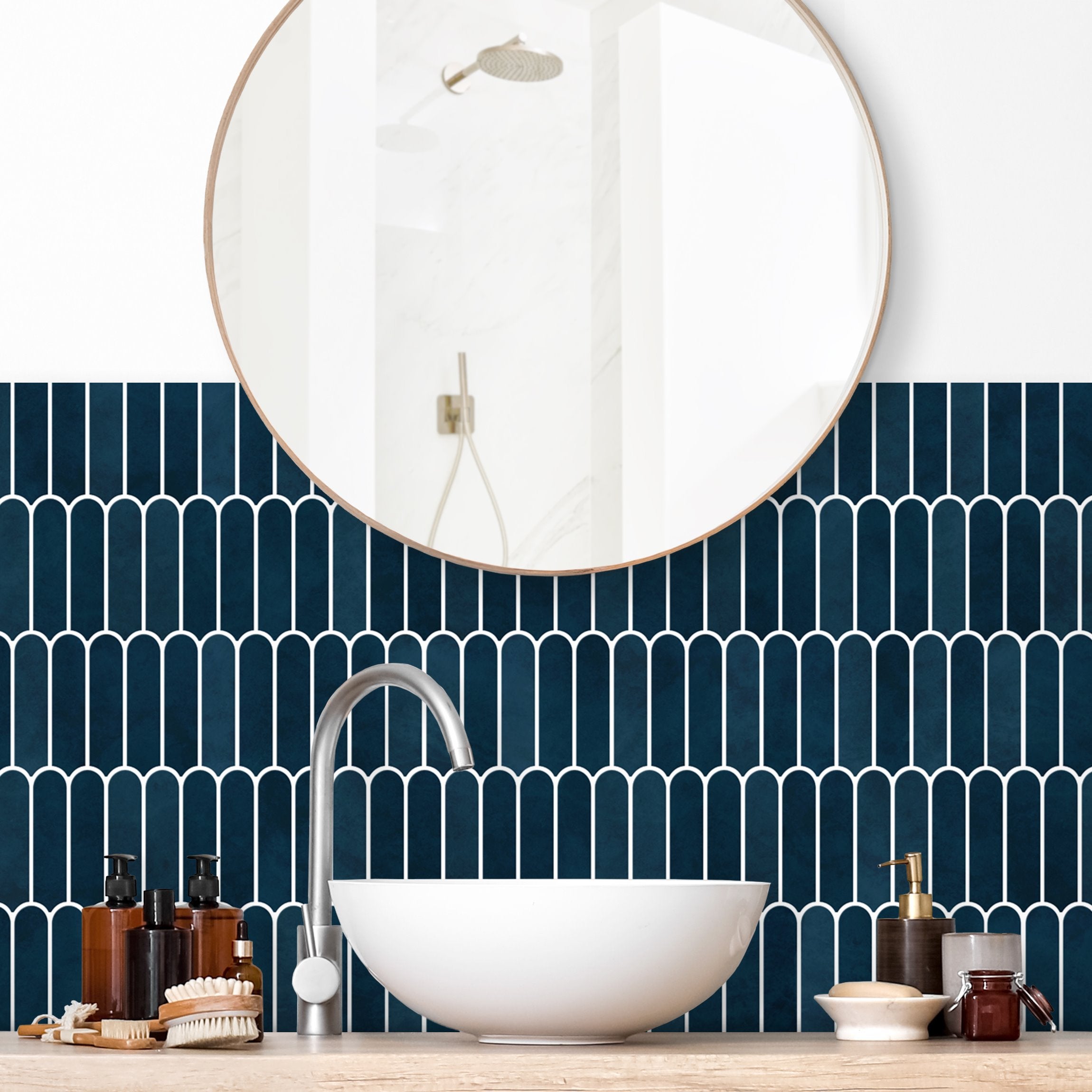 Revestimiento de pared para baño - Fish Scale Tiles Dark Blue 350 x 50 ...