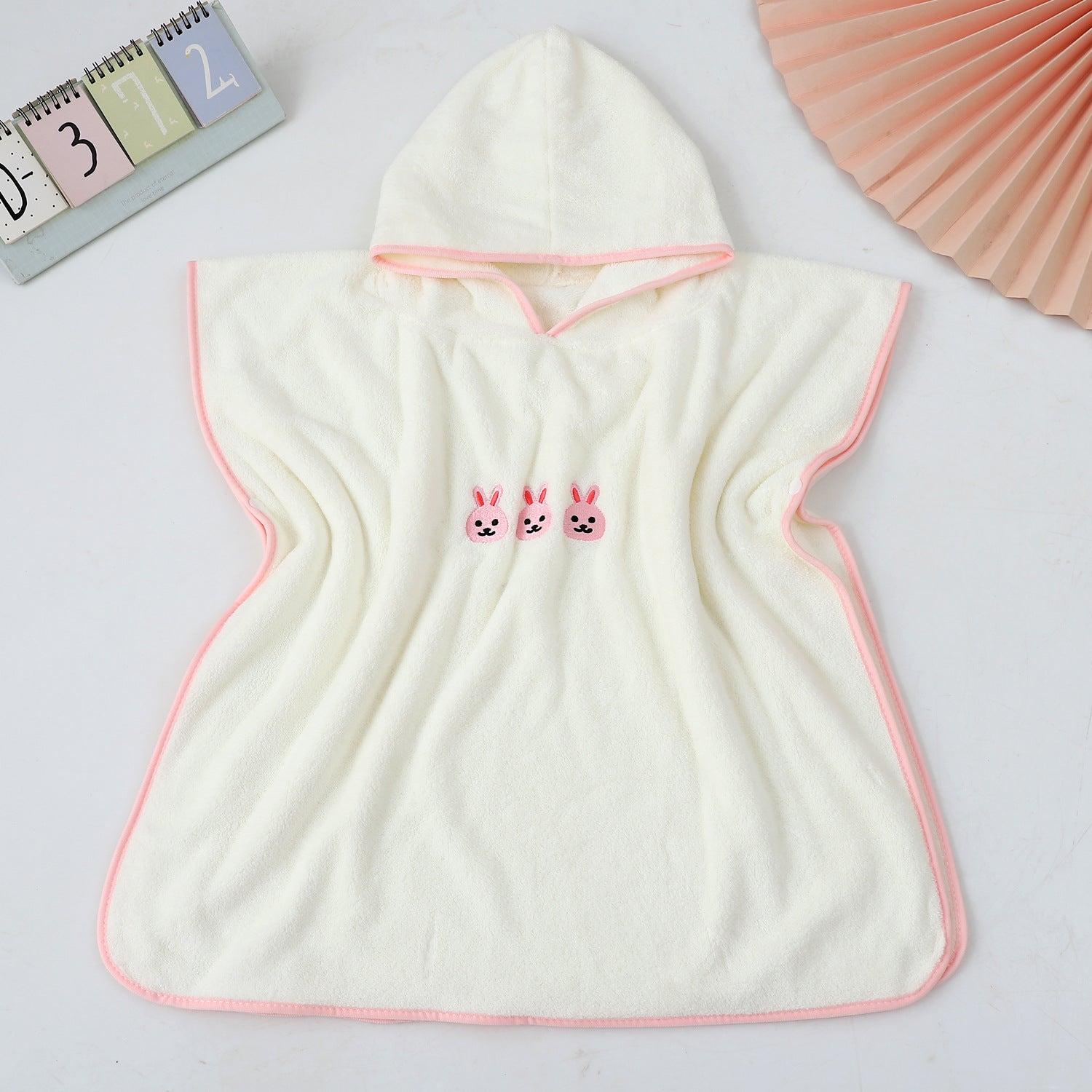 Serviette de bain à capuche en polaire corail brodée pour bébé ...