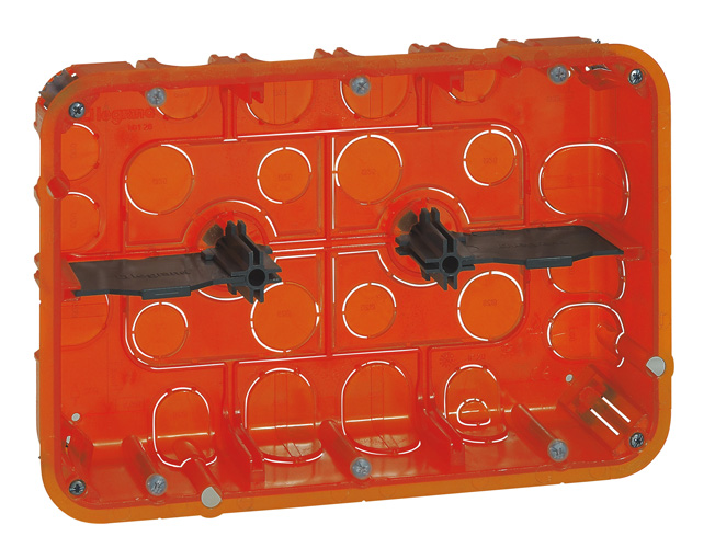 Boîte multimédia batibox Grand format- 2X3 postes / 2X6/8 modules prof ...