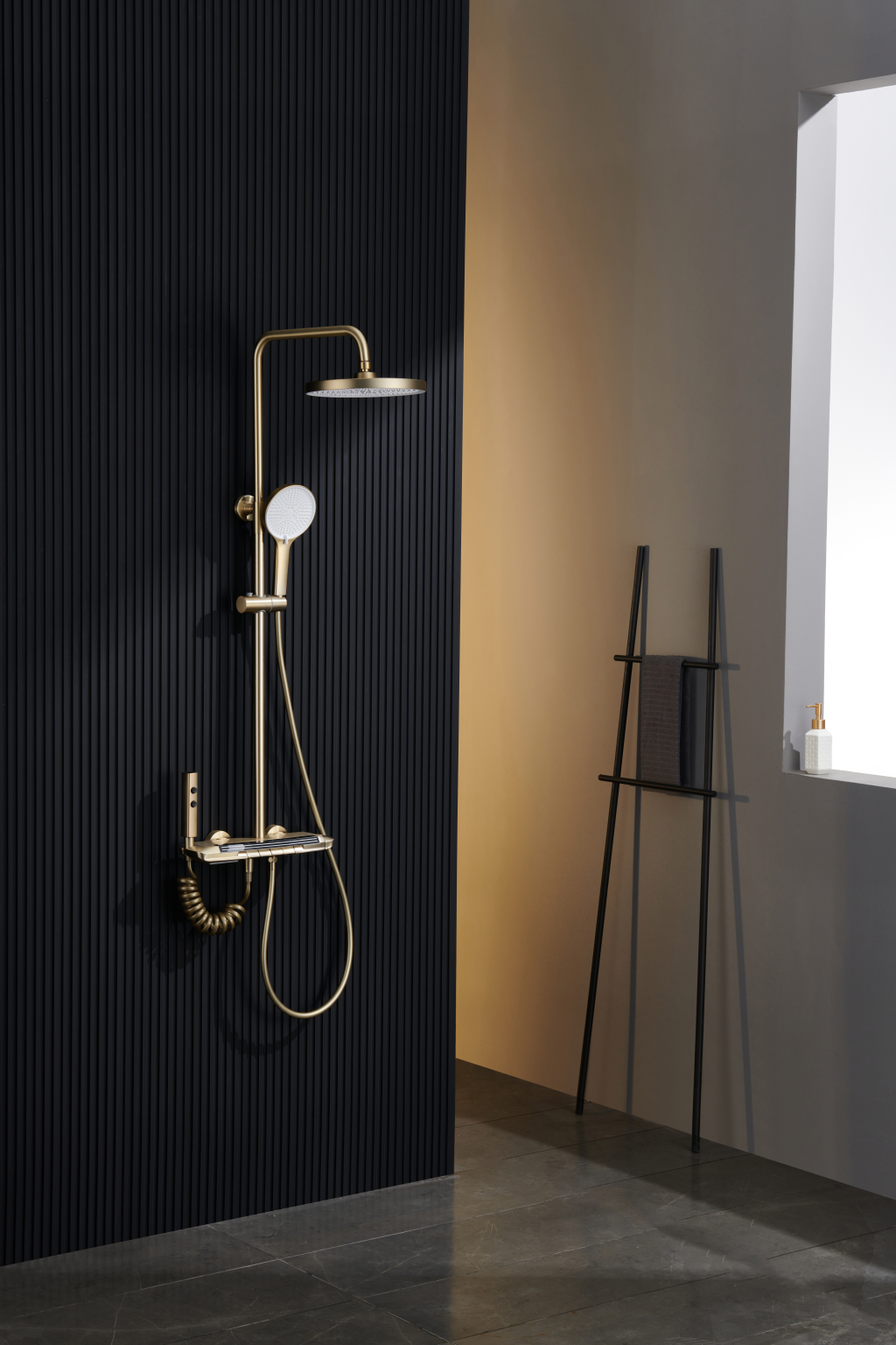 GROUPE DE DOUCHE PIANO 128X36X55 OR BROSSÉ | Leroy Merlin