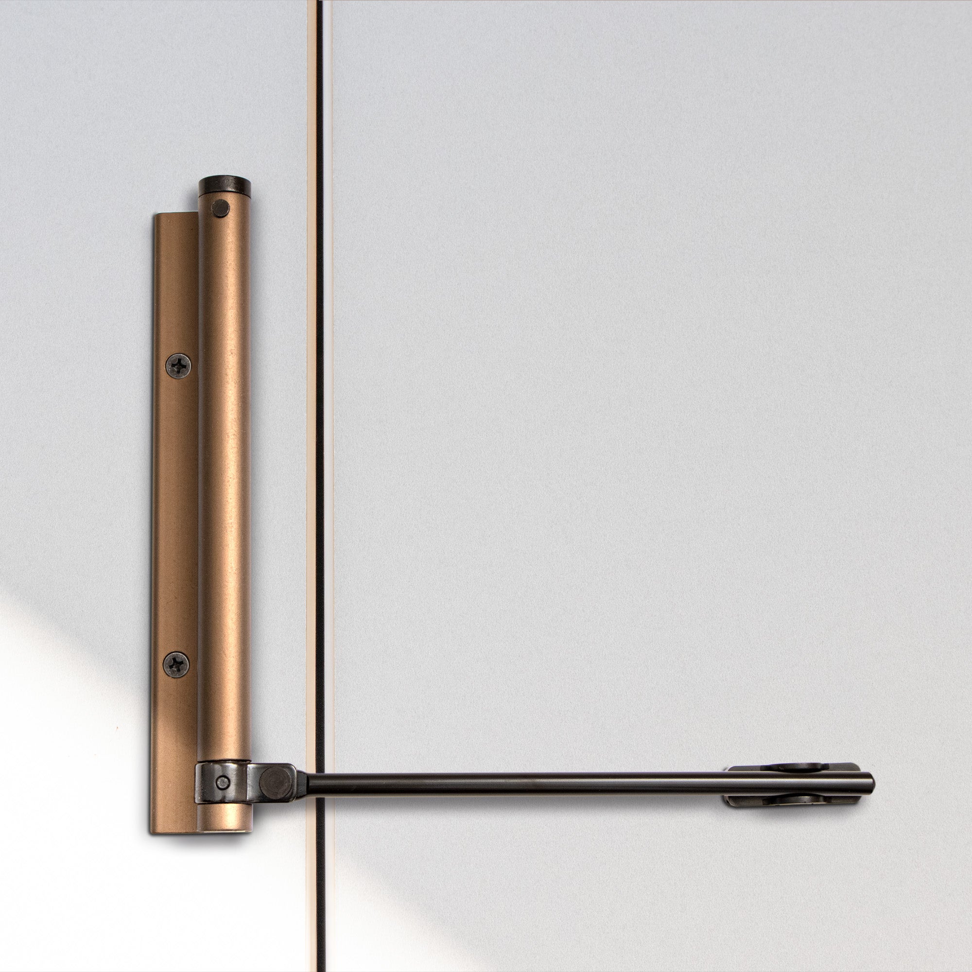 Cierrapuertas de brazo de resorte, con cuerpo muy fino en aluminio ...