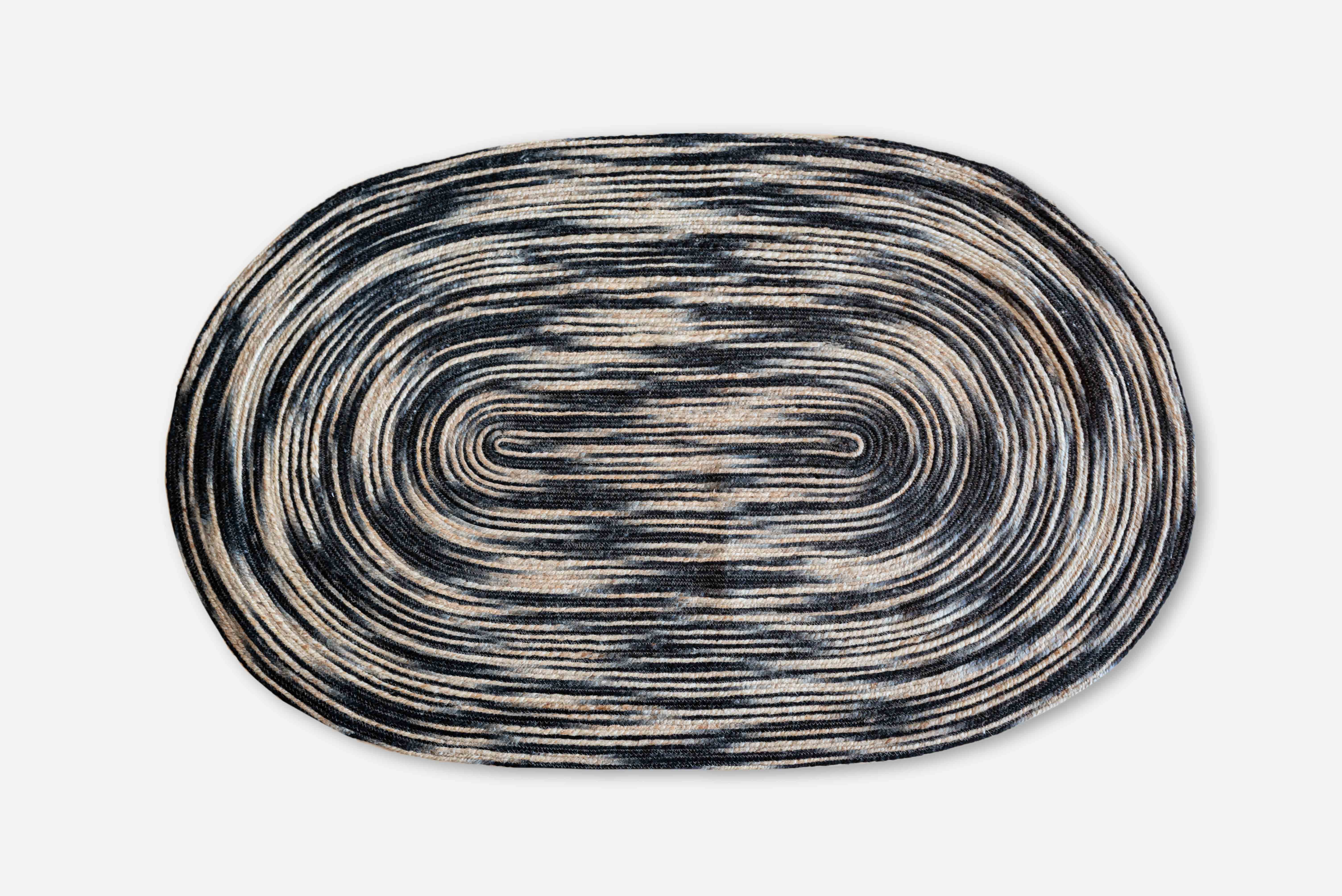 TAPPETO IN JUTA OVALE NATURALE E NERA 120X180CM | Leroy Merlin