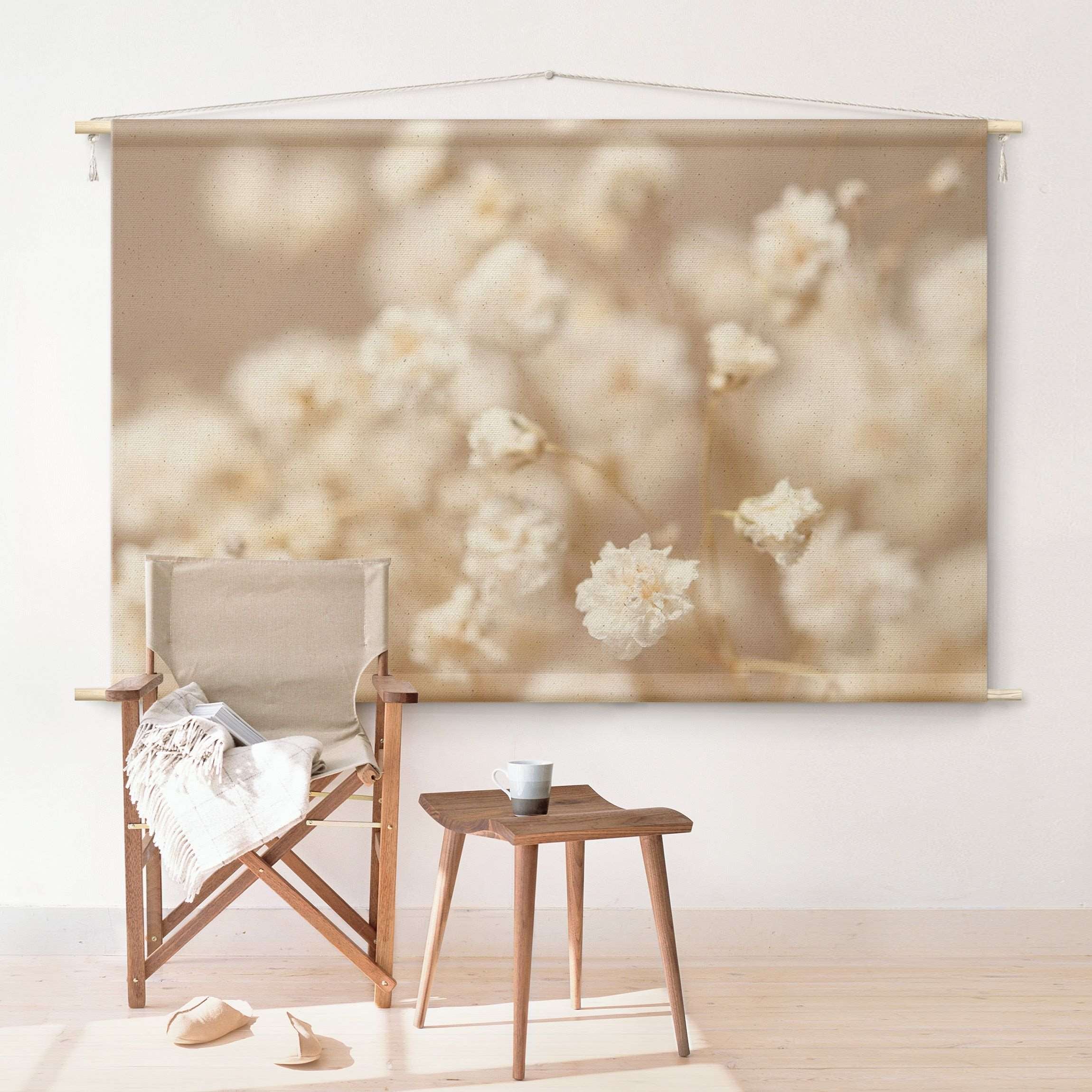 Tapiz - Beautiful Flowers In Cream Colour 205 x 137 cm | Leroy Merlin