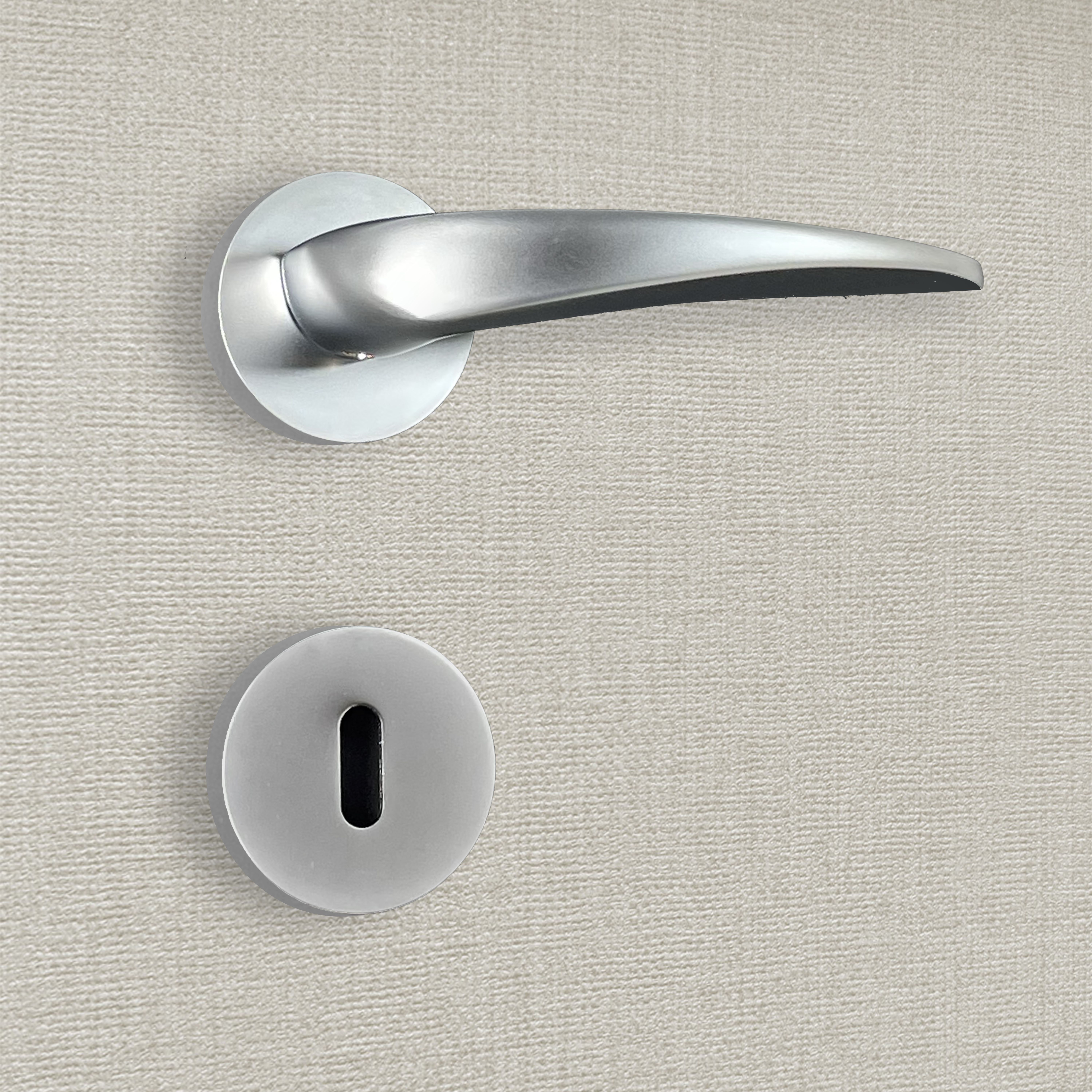 Poignée de porte design à clé finition aspect chrome mat Erica ...