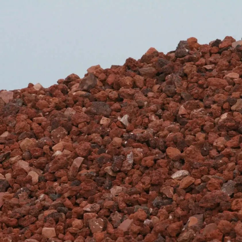 Grava Volcánica Roja / Saco 20 L. / 10-25 mm | Leroy Merlin