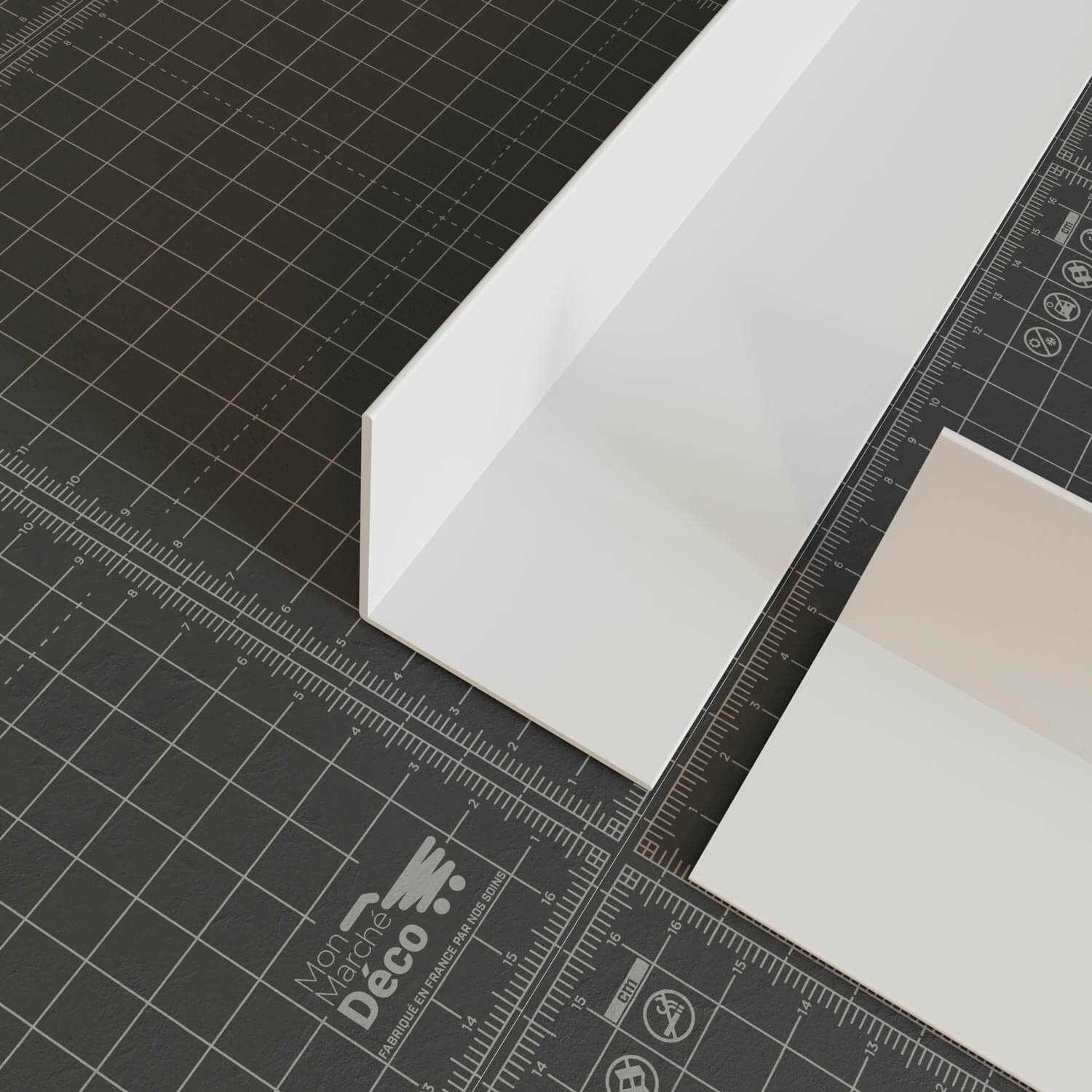 Cornière PVC - Longueur 1 m - Blanc - 5 x 5 cm | Leroy Merlin