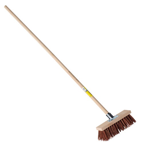 Escoba de calle con mango piassava | Leroy Merlin