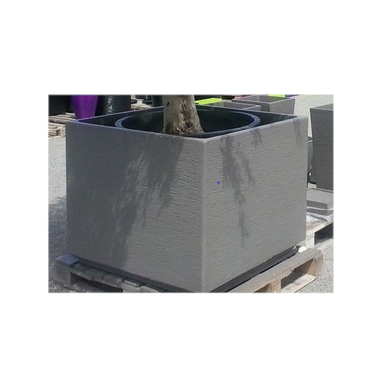 Maxi jardinière 118x118x73cm. en Béton Pierre allégé. Blanc | Leroy Merlin