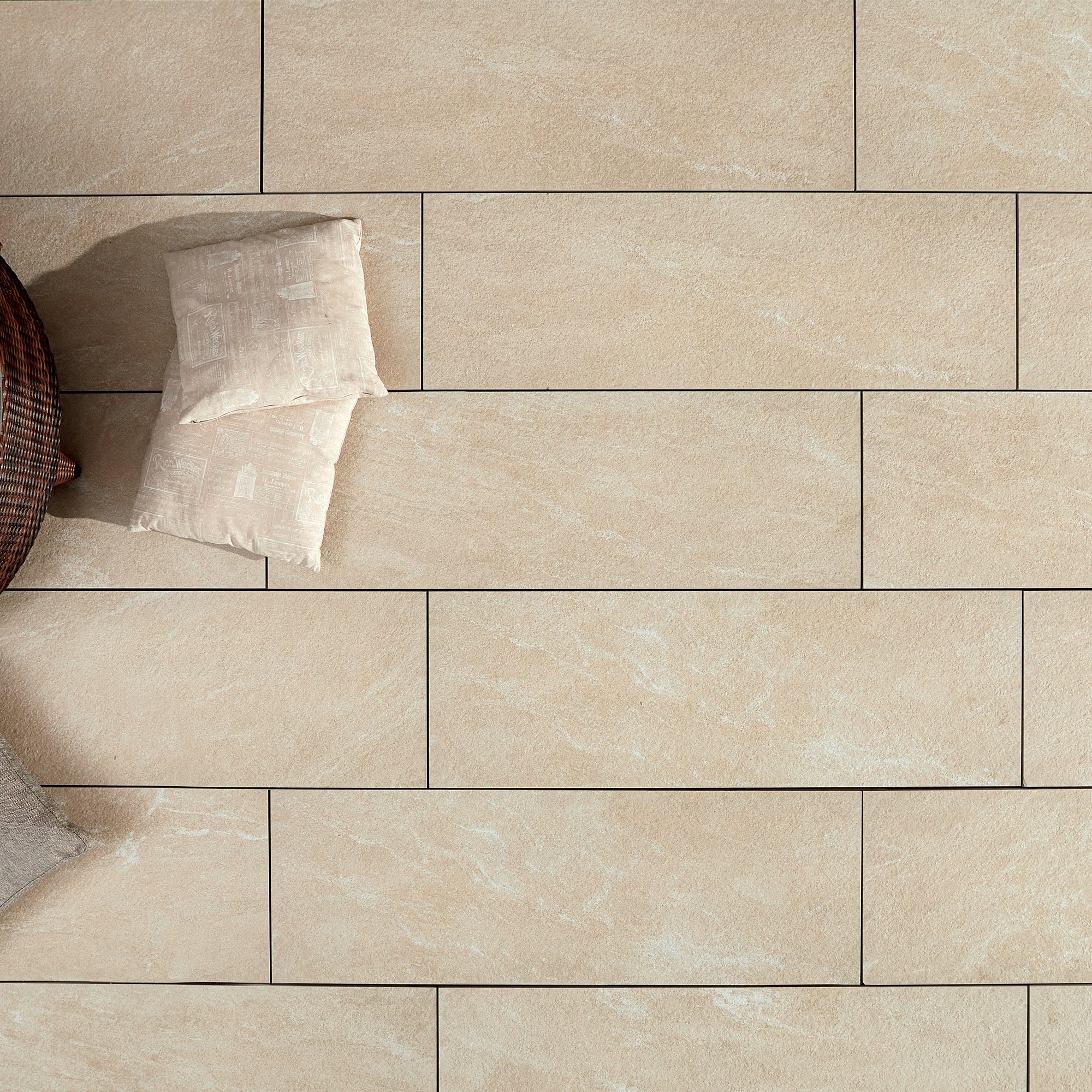 Dalle sol extérieur grès cérame Premium effet pierre beige Arezzo l.40 ...