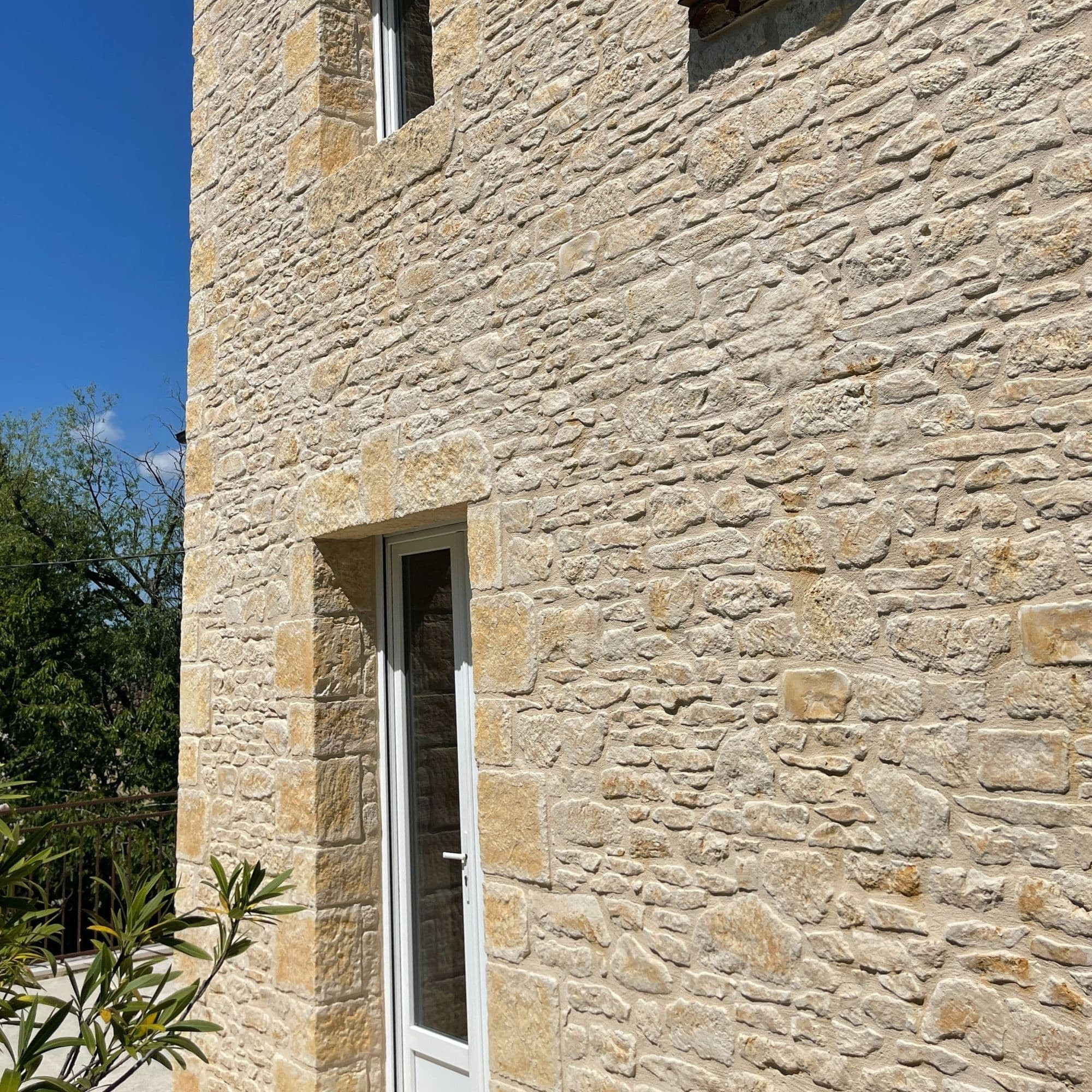 Pierre de parement extérieur Province ton doré - RO'MA Nature | Leroy Merlin