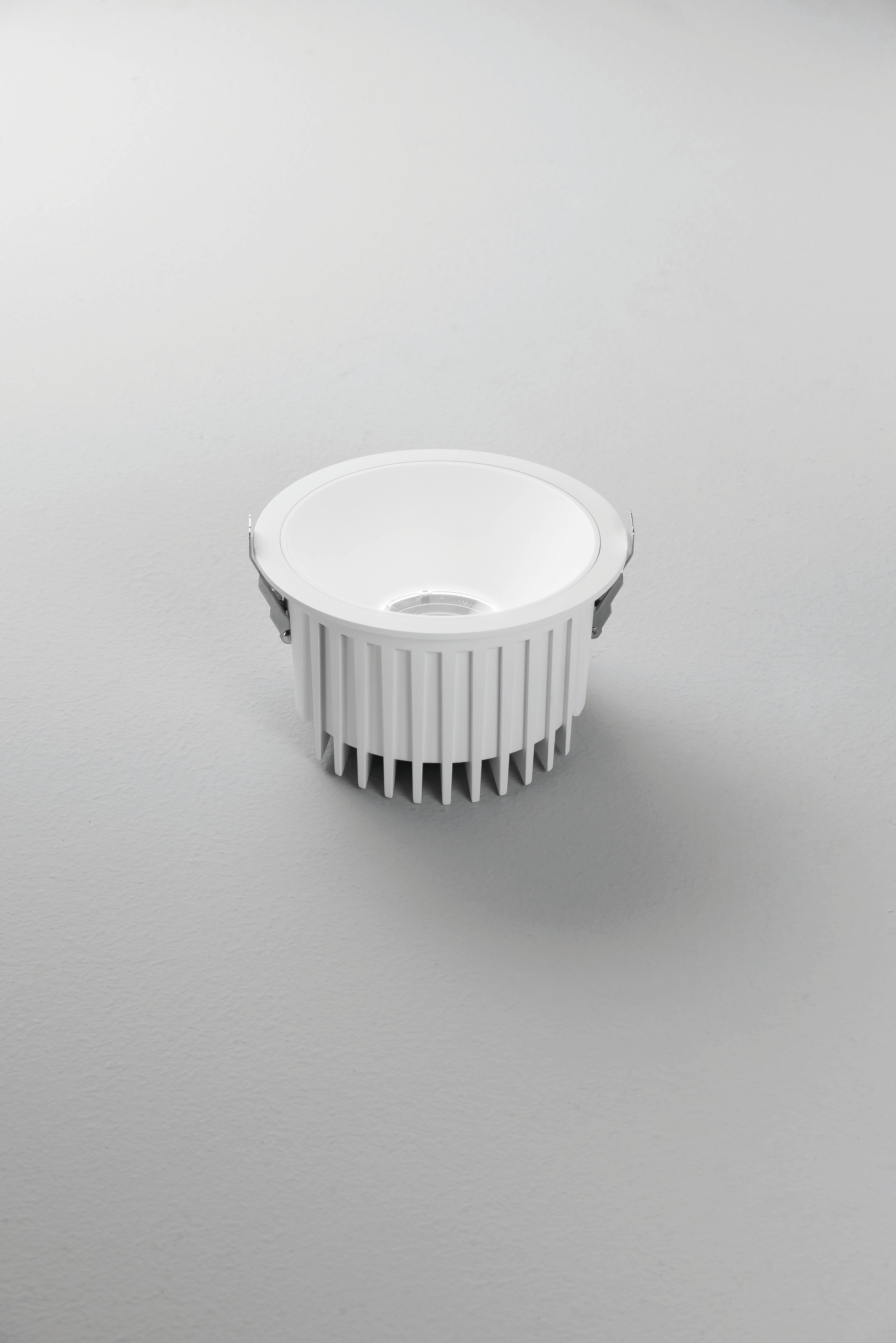 Luminaire encastré LED d'extérieur QUANTUM en aluminium blanc avec fonction CCT 30W | Leroy Merlin