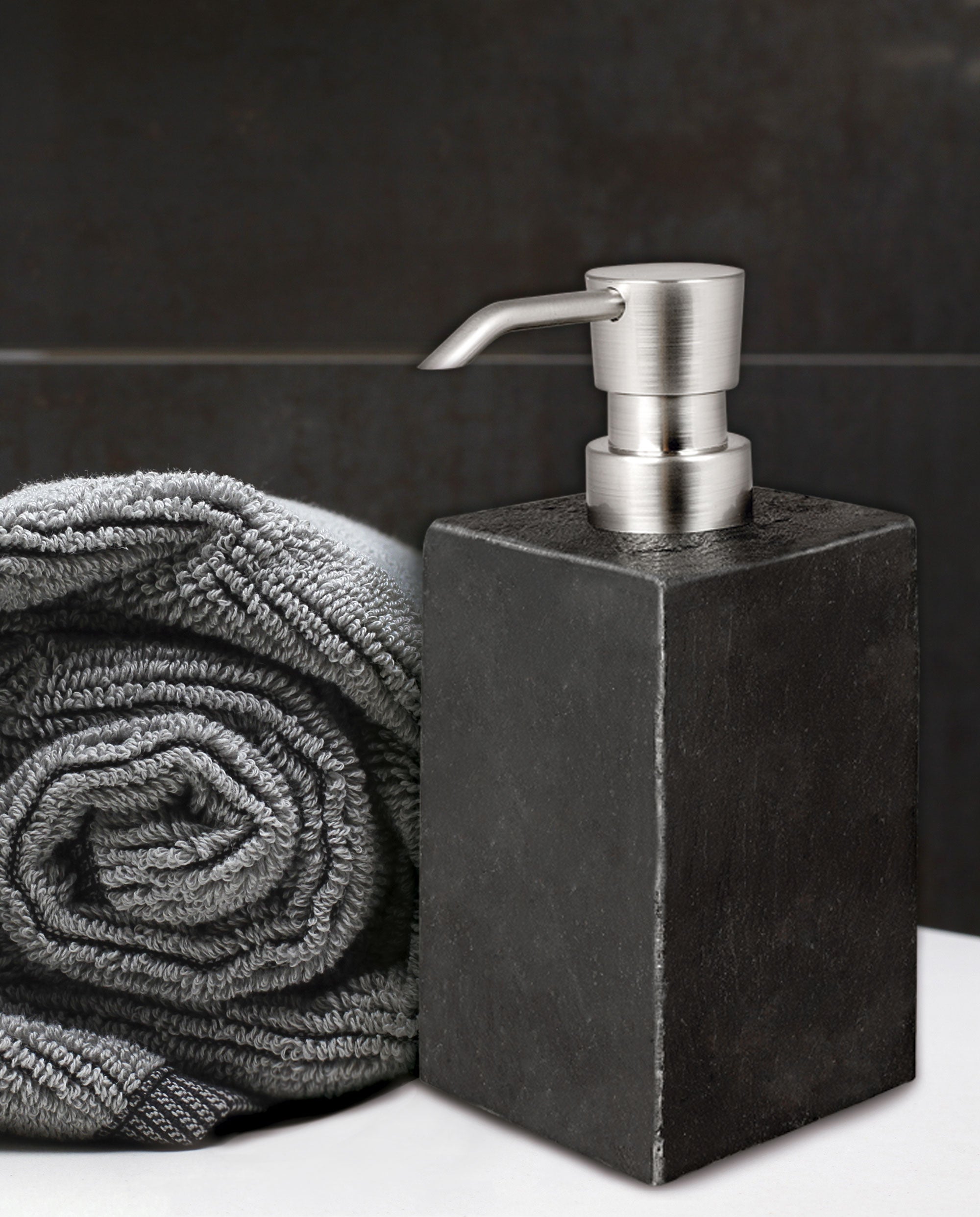 Distributore di sapone B-black in pietra | Leroy Merlin