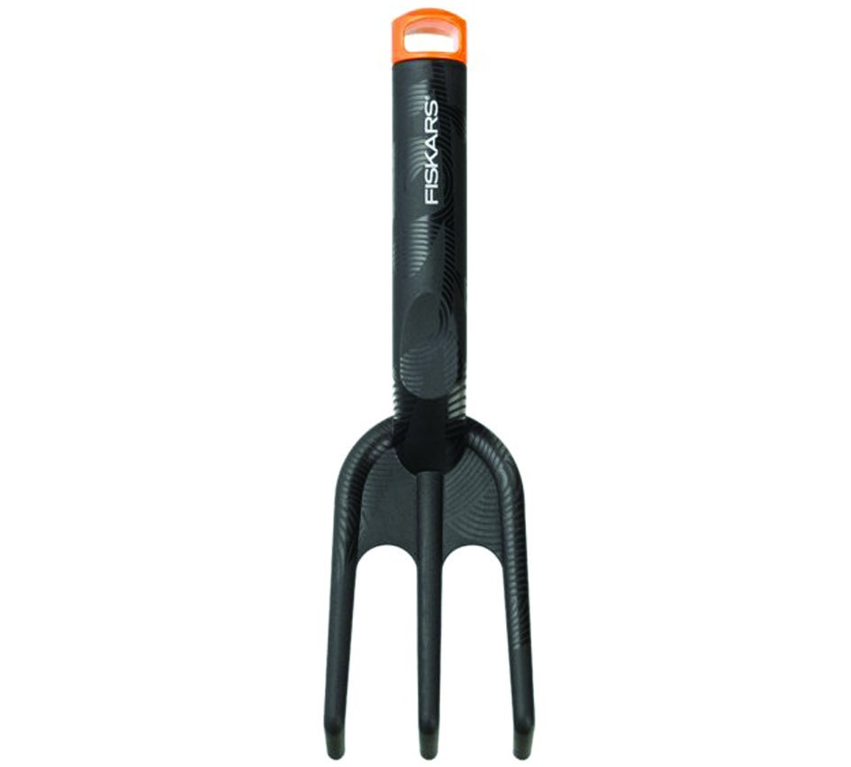 Fiskars Pelle à main 880 g ( 394 D ) | Bricoman