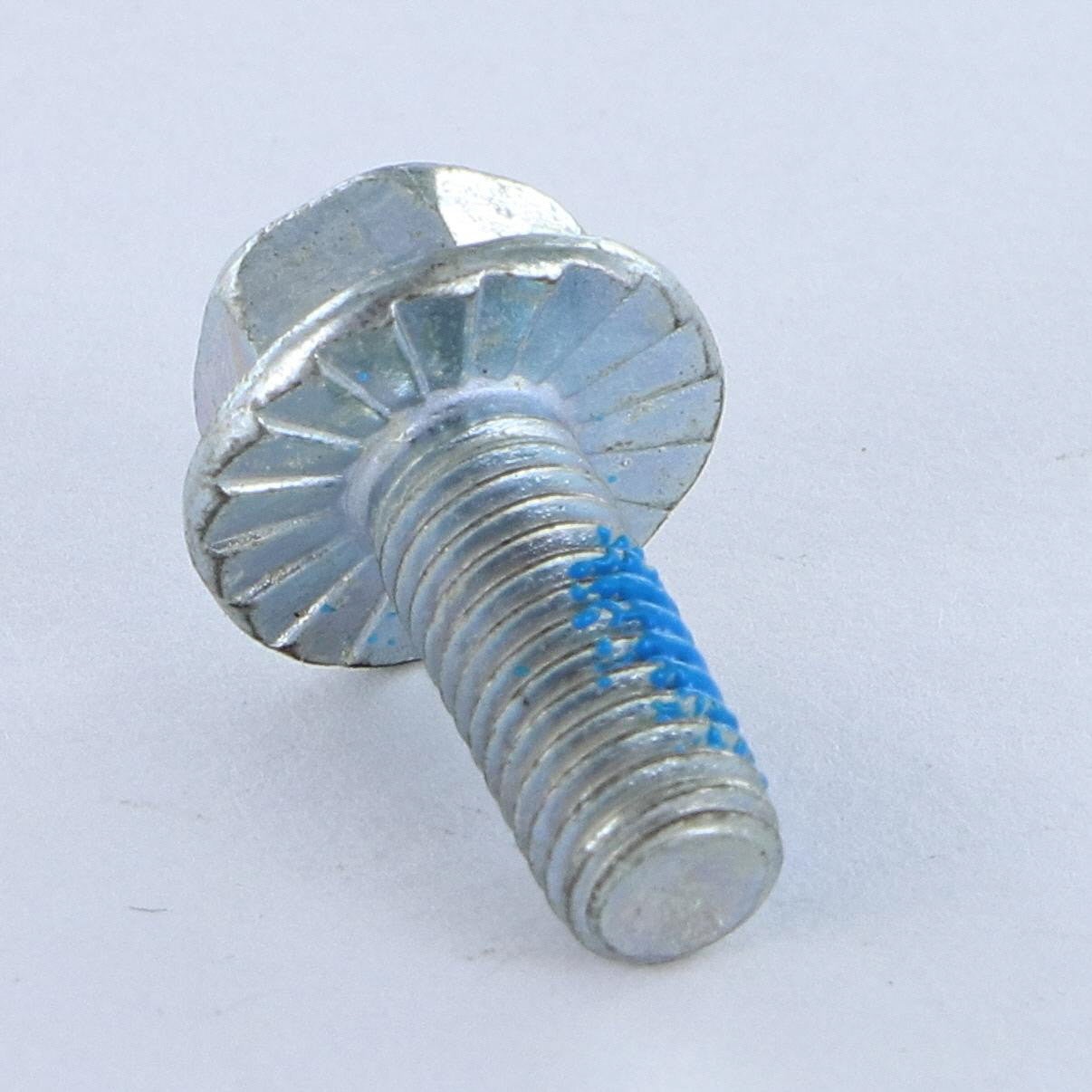Vis métaux Tête hexagonale TH M5X12 Embase collerette crantée Classe 8. ...