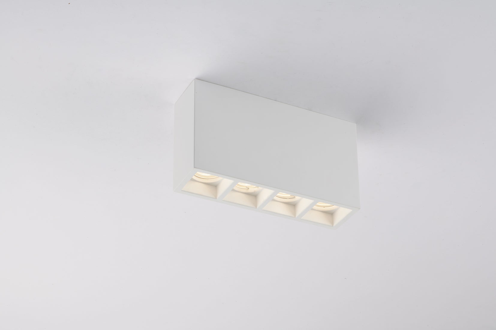 Plafón modular HAPIS de yeso pintable de color blanco 21x55x11 cm ...