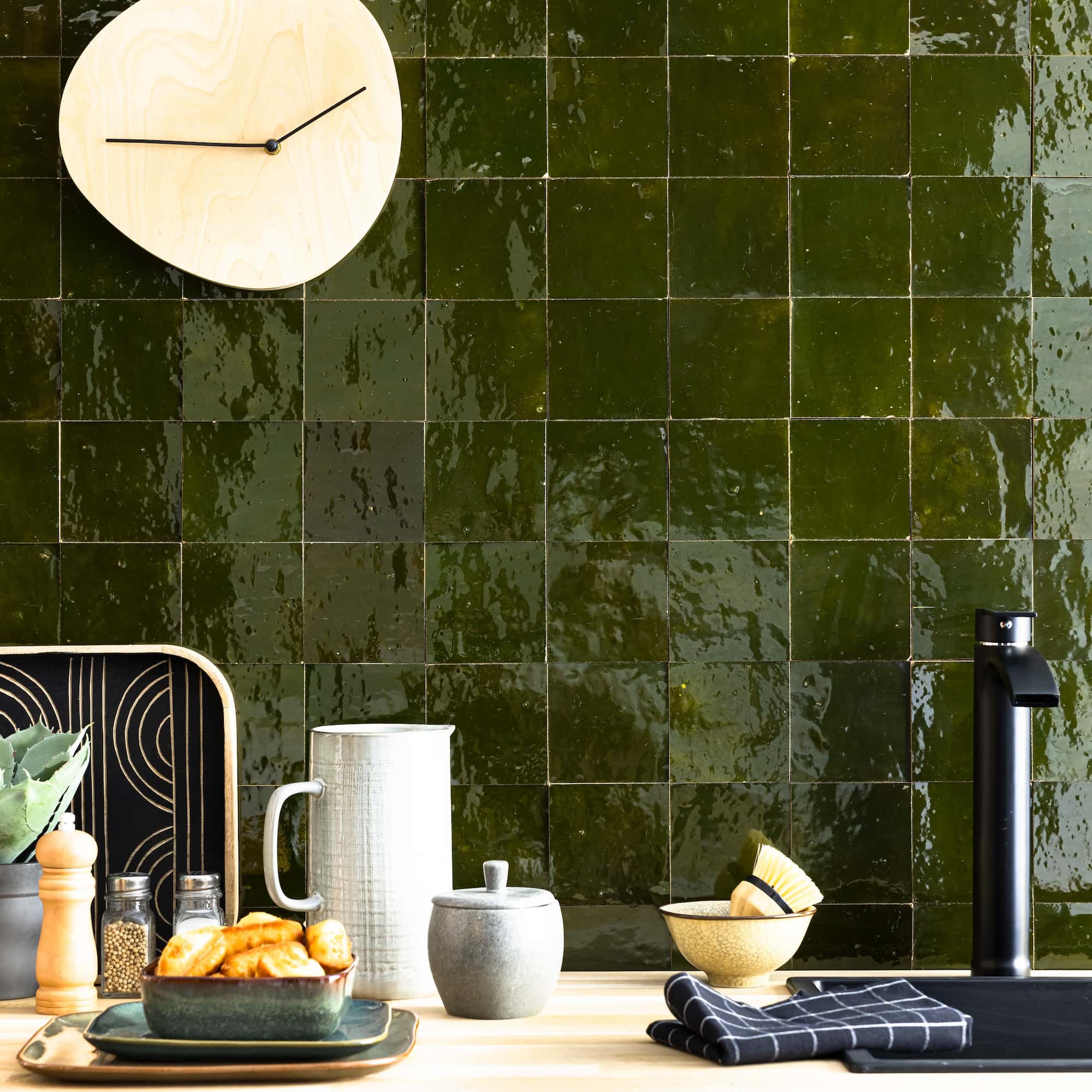 Zellige Marocain Artisanal Véritable - Vert Empire 10x10 cm - Carrelage ...