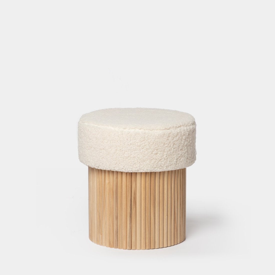 Pouf rond avec rangement tapissé en bouclé blanc Naira | Leroy Merlin