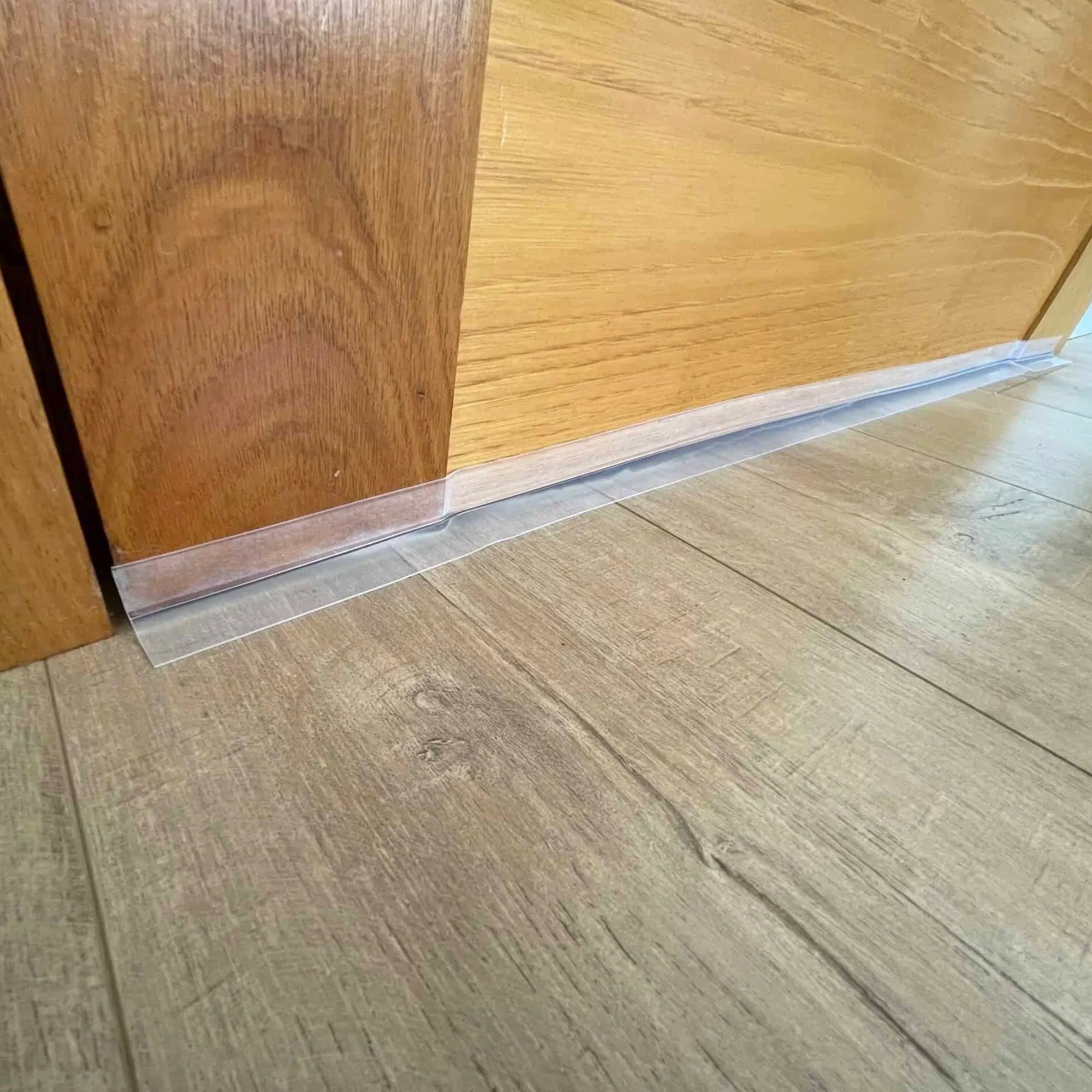 Bas de Porte Adhésif - Longueur 5 m | Leroy Merlin