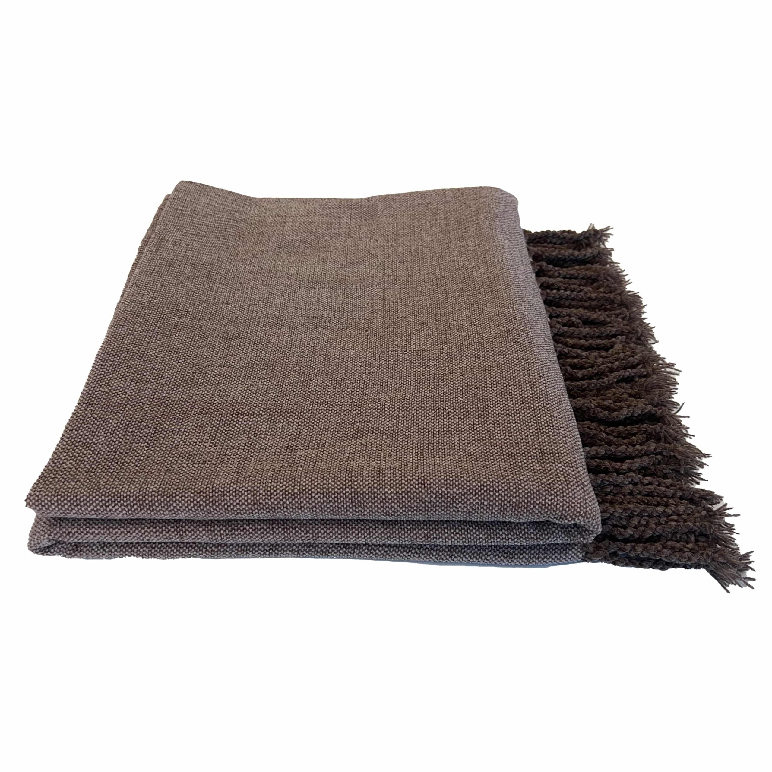 Manta Microchenilla Marrón Vigoré con Flecos 130x170 cm | Leroy Merlin