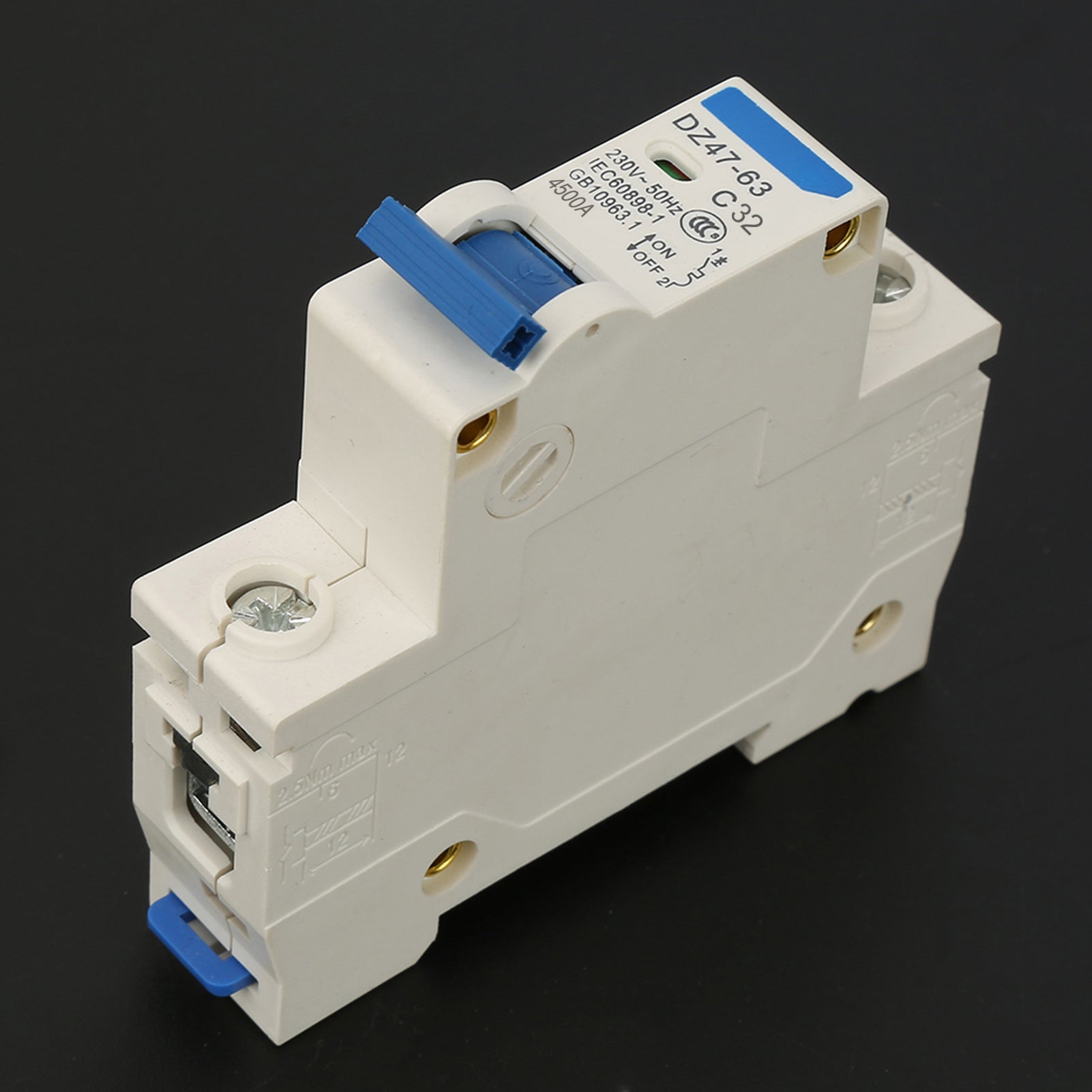 Interruptor automático mini DZ47‑63 1P 230V AC, 32A | Leroy Merlin