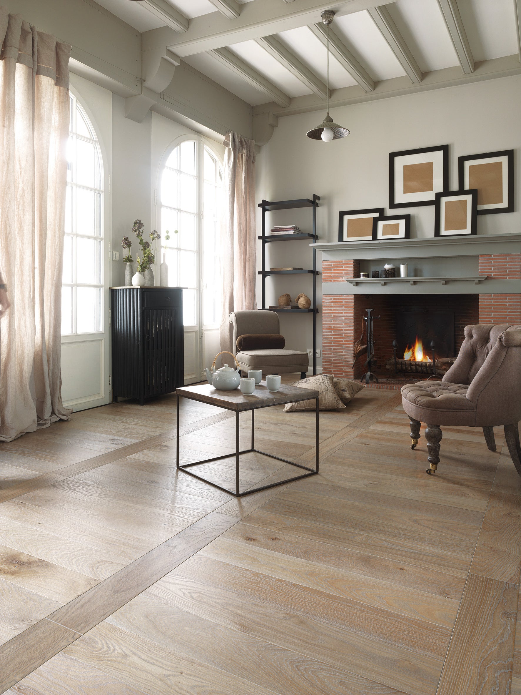 Parquet contrecollé chêne cérusé gris huilé M bâton rompu BROCELIANDE ...