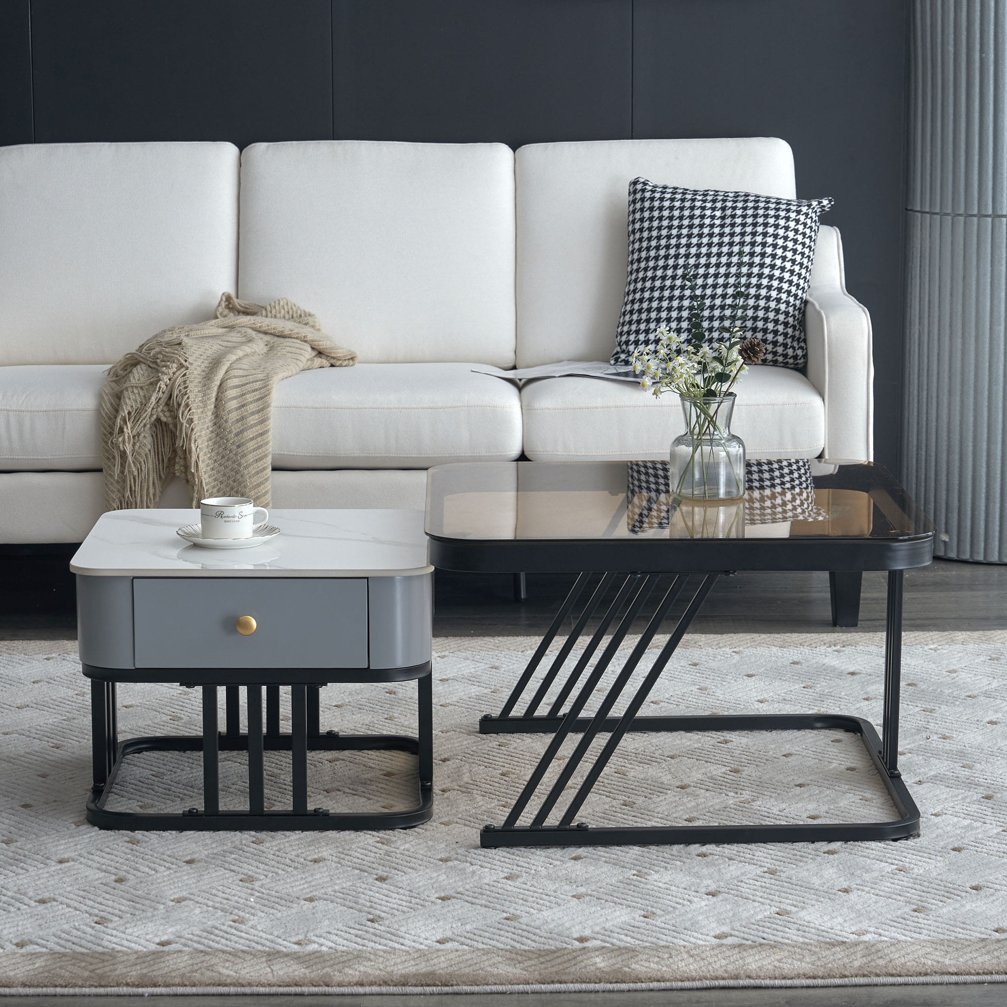 Lot de 2 tables gigognes avec un tiroir - recouverte de verre et de ...