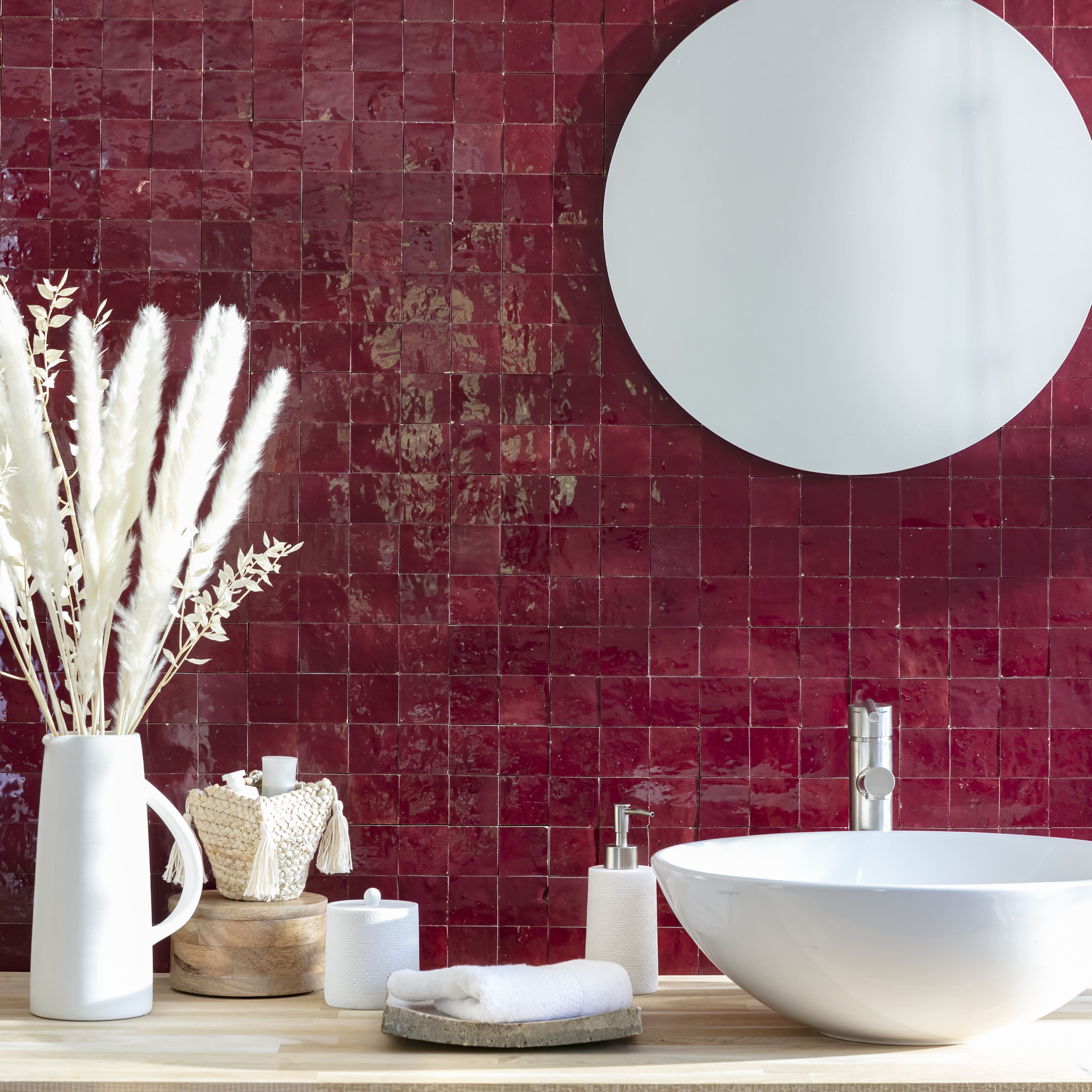 Zellige Marocain Artisanal Véritable - Rouge Lie de vin 5x5 cm - Mosaïque mur (vendu par plaque ...