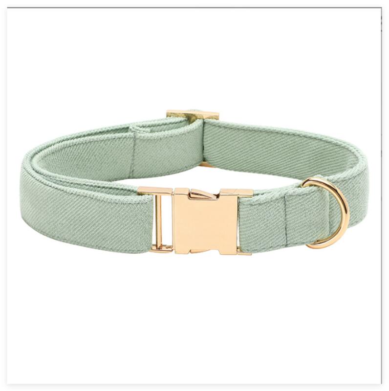 Vert sauge Collier pour chien ultra doux en velours côtelé naturel ...
