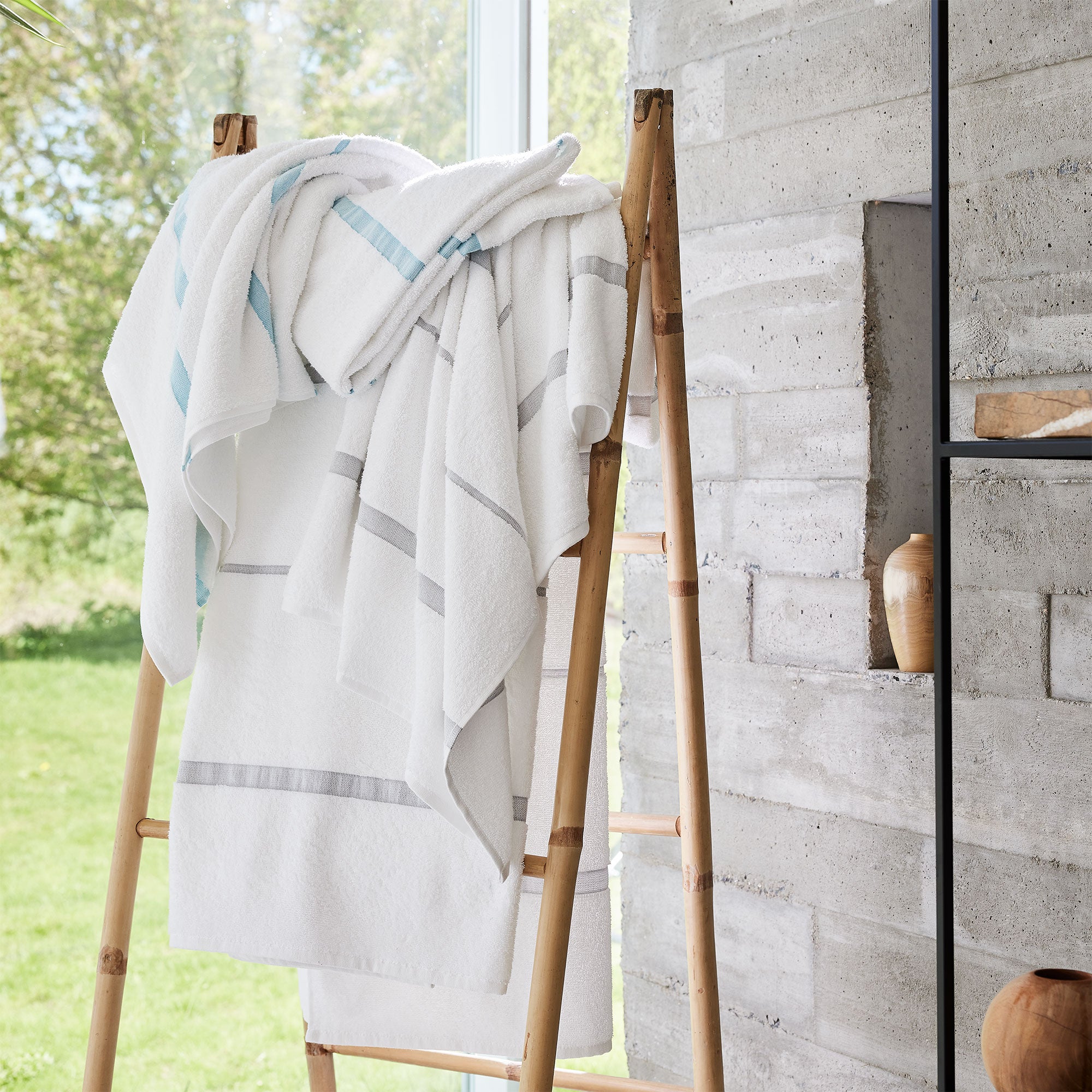 Serviette légère en coton, RAYURES TISSÉES | Leroy Merlin