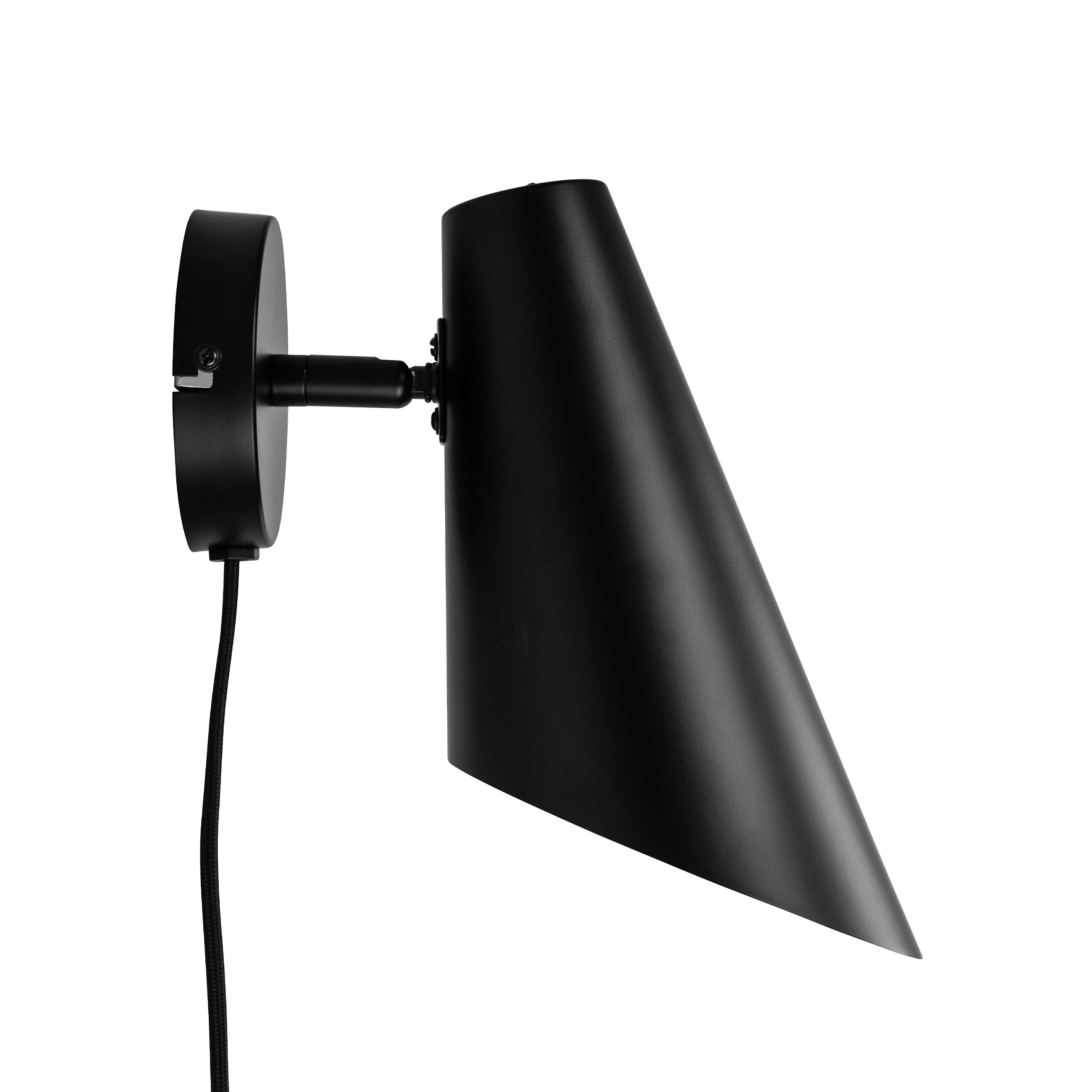 Cale wall lamp black | Leroy Merlin