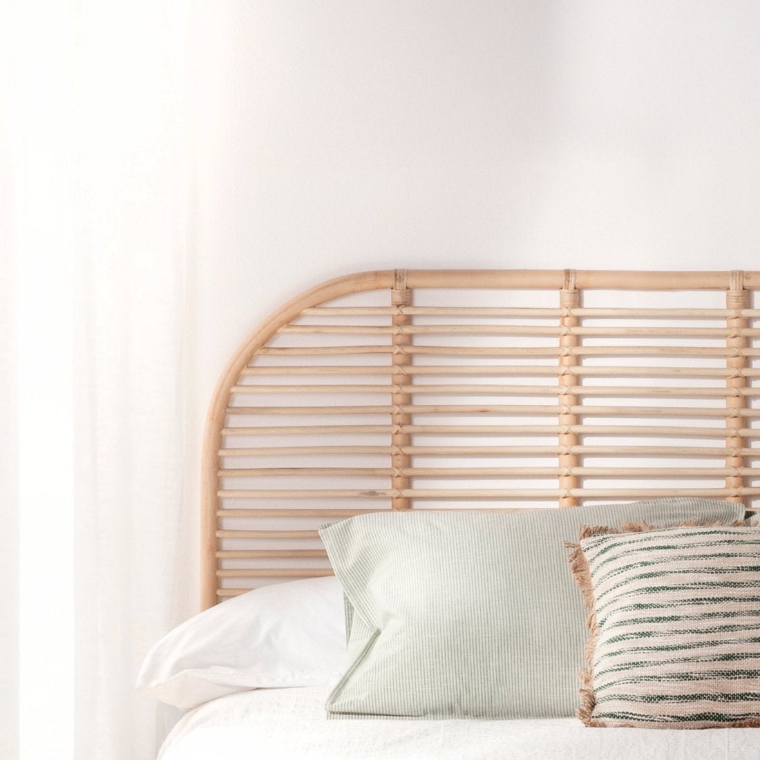 Tête de lit en rotin naturel pour lits en 135, 150 et 160 Siloa | Leroy ...