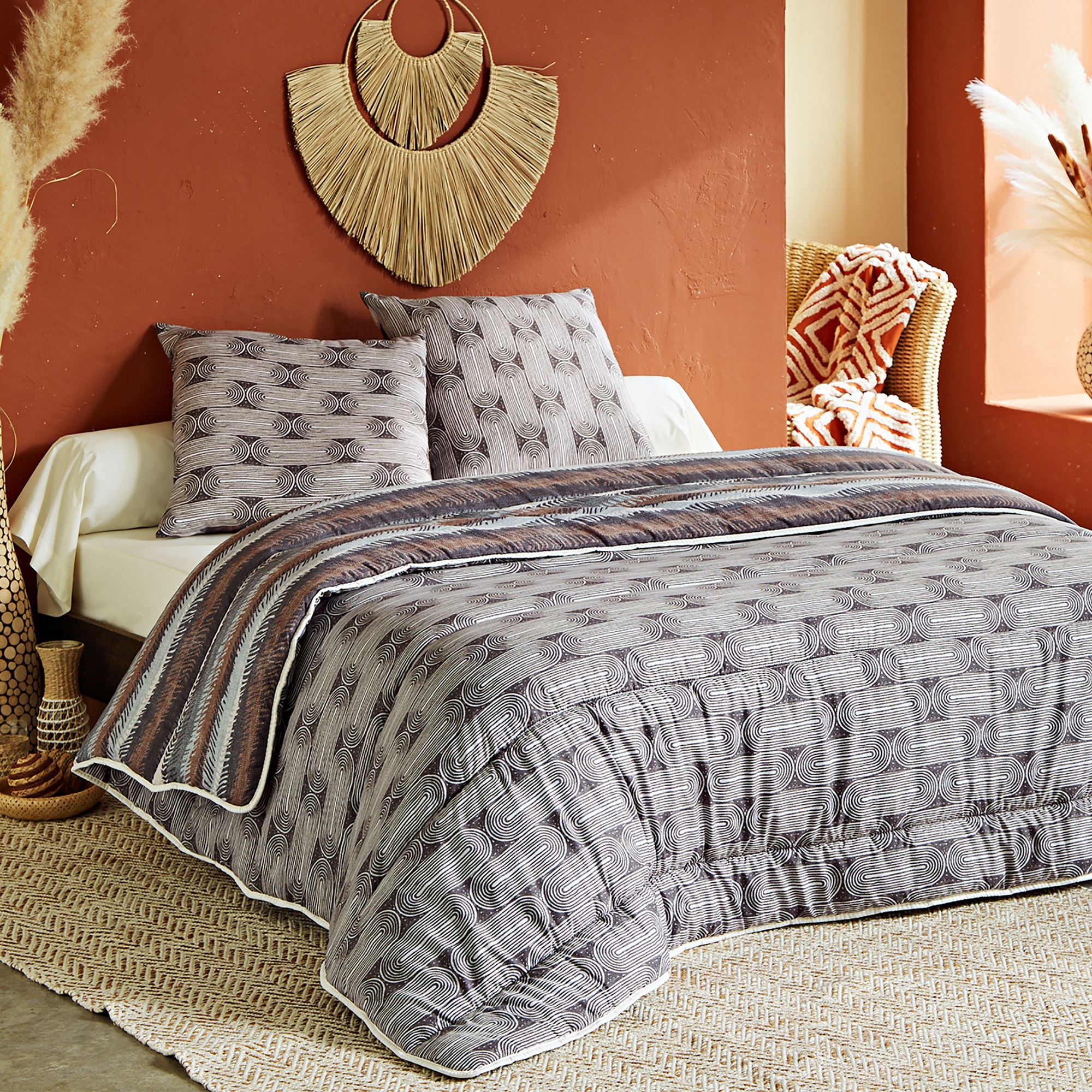 Couette chaude AFRICA 200x200 marron en polyester | Leroy Merlin