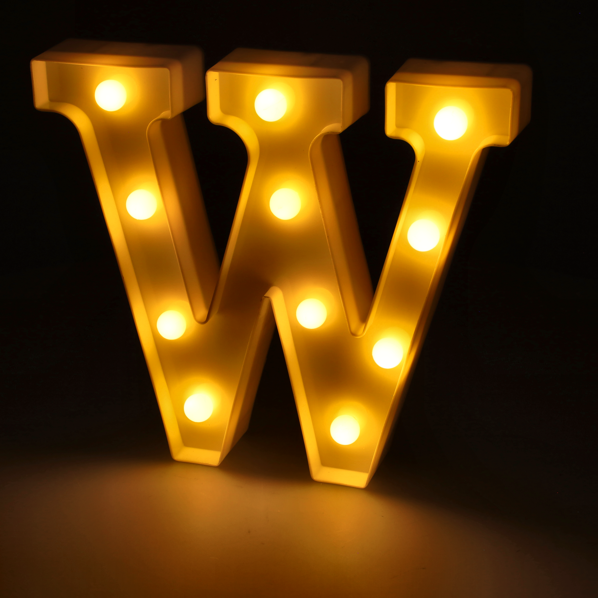 Jandei Letra LED "W" Iluminada con Luz Blanca Cálida, Altura 22cm ...