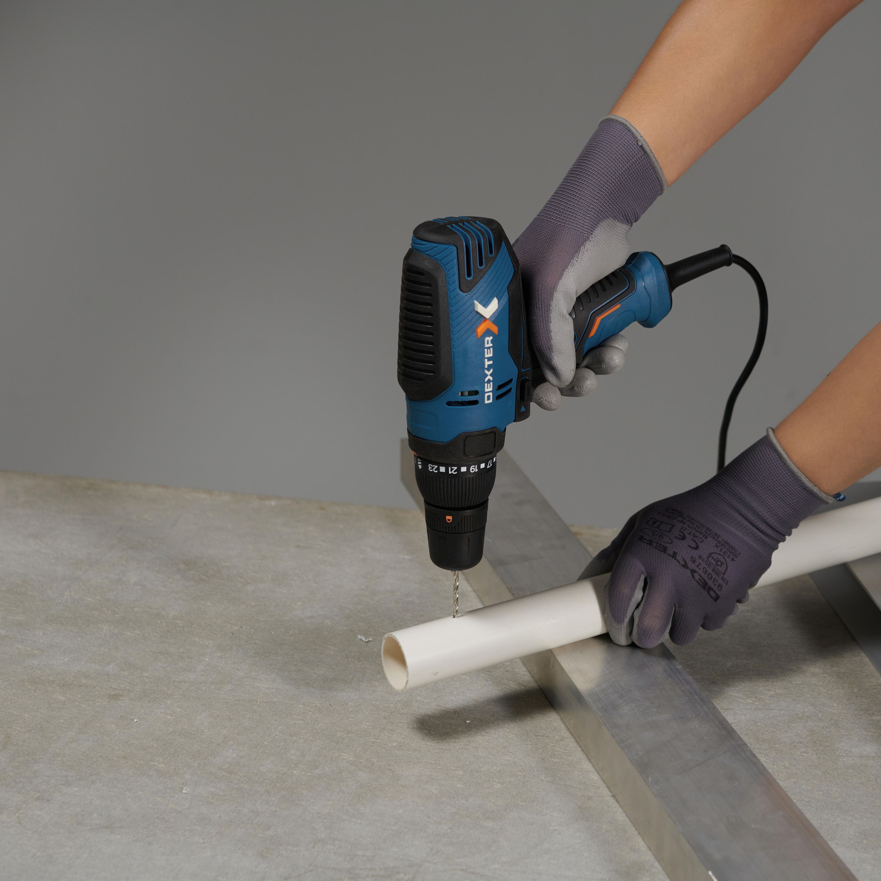 Perceuse filaire 300 W - DEXTER | Leroy Merlin